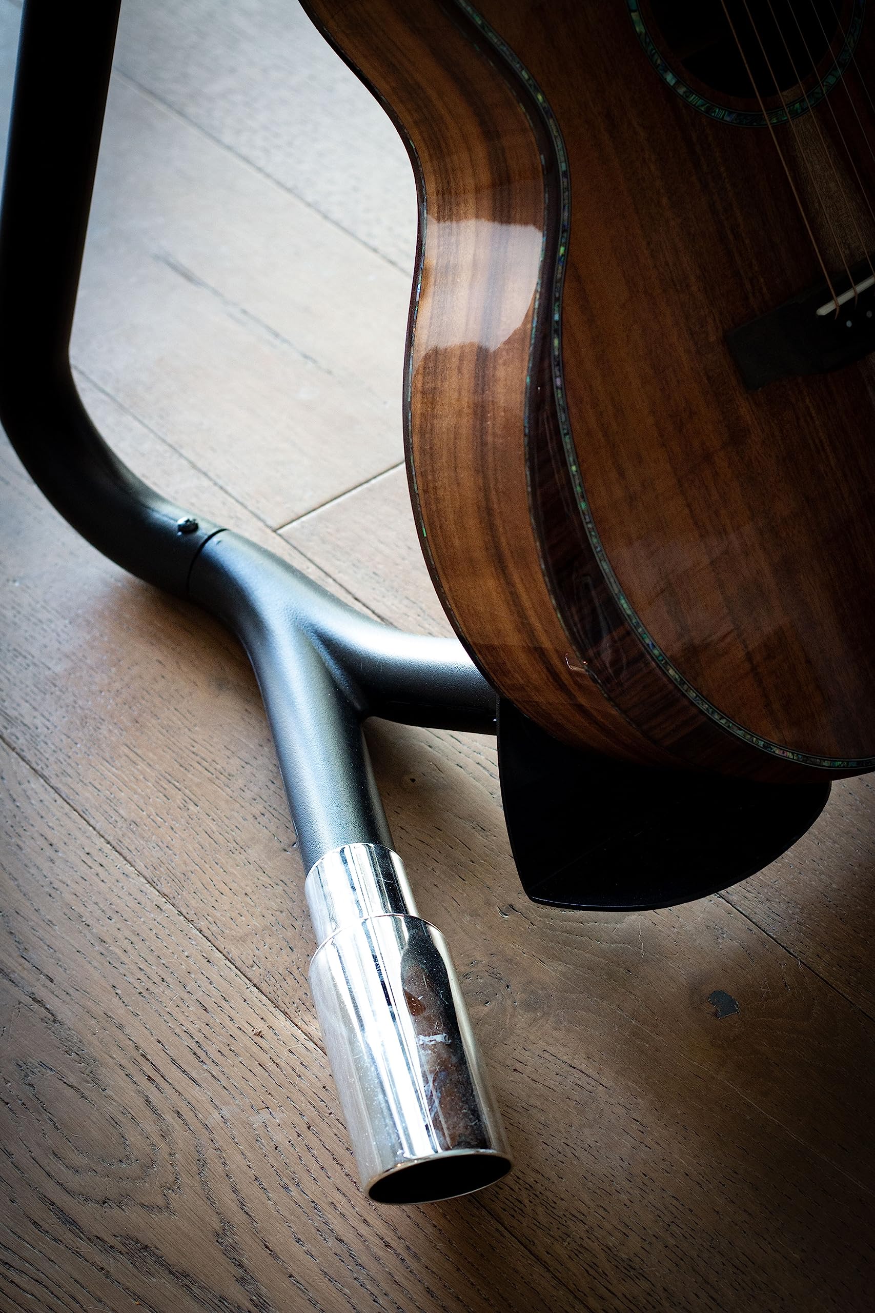 Rev Stand gear and guitar stand