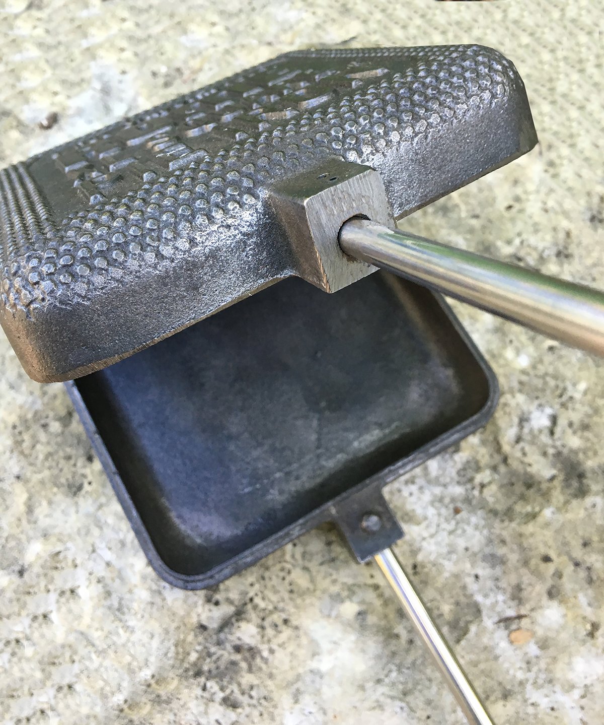 Rome Industries XL Square Pie Iron, 5" x 28", Gray