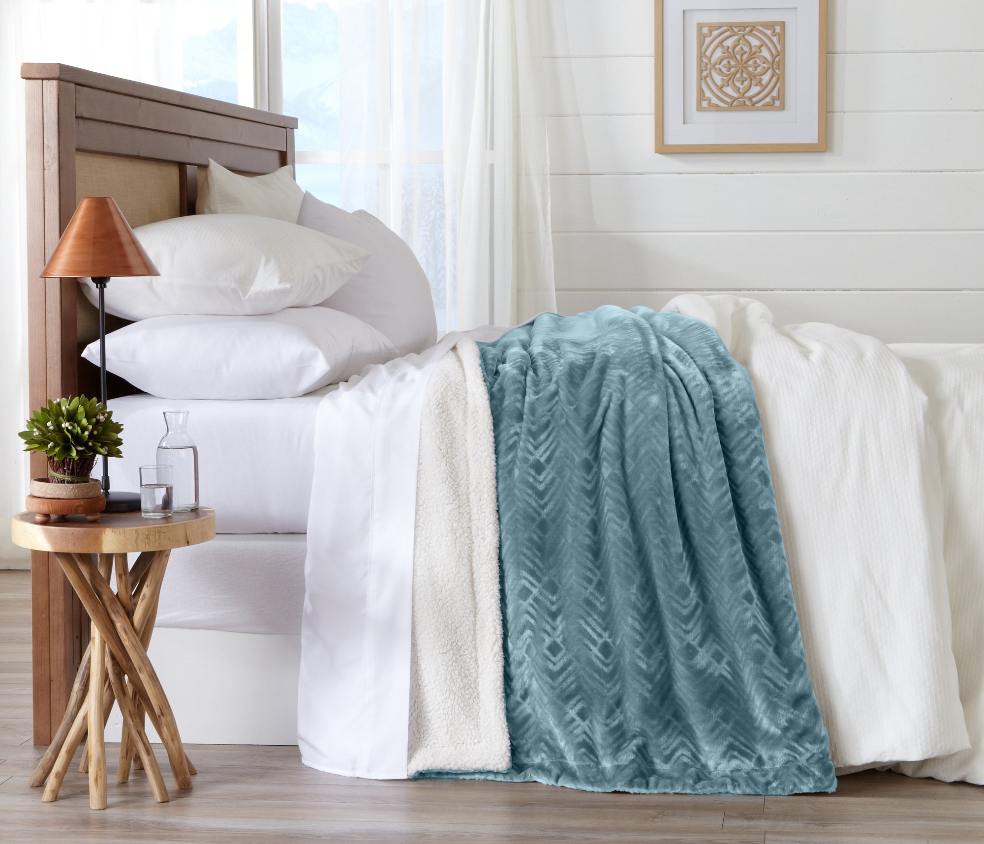 Sherpa Fleece and Velvet Plush Full/Queen Throw Blanket Trees & Trucks | Thick Blanket for Fall and Winter | Cozy, Soft, and Warm Fleece Throw Blanket | Cielo Collection