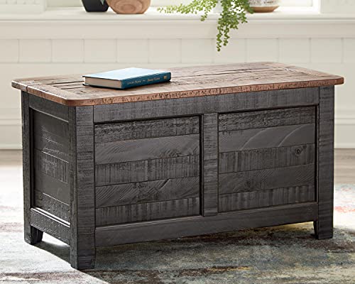 Signature Design by Ashley Dashbury Rustic Farmhouse Storage Trunk or Coffee Table, Antique Black & Brown