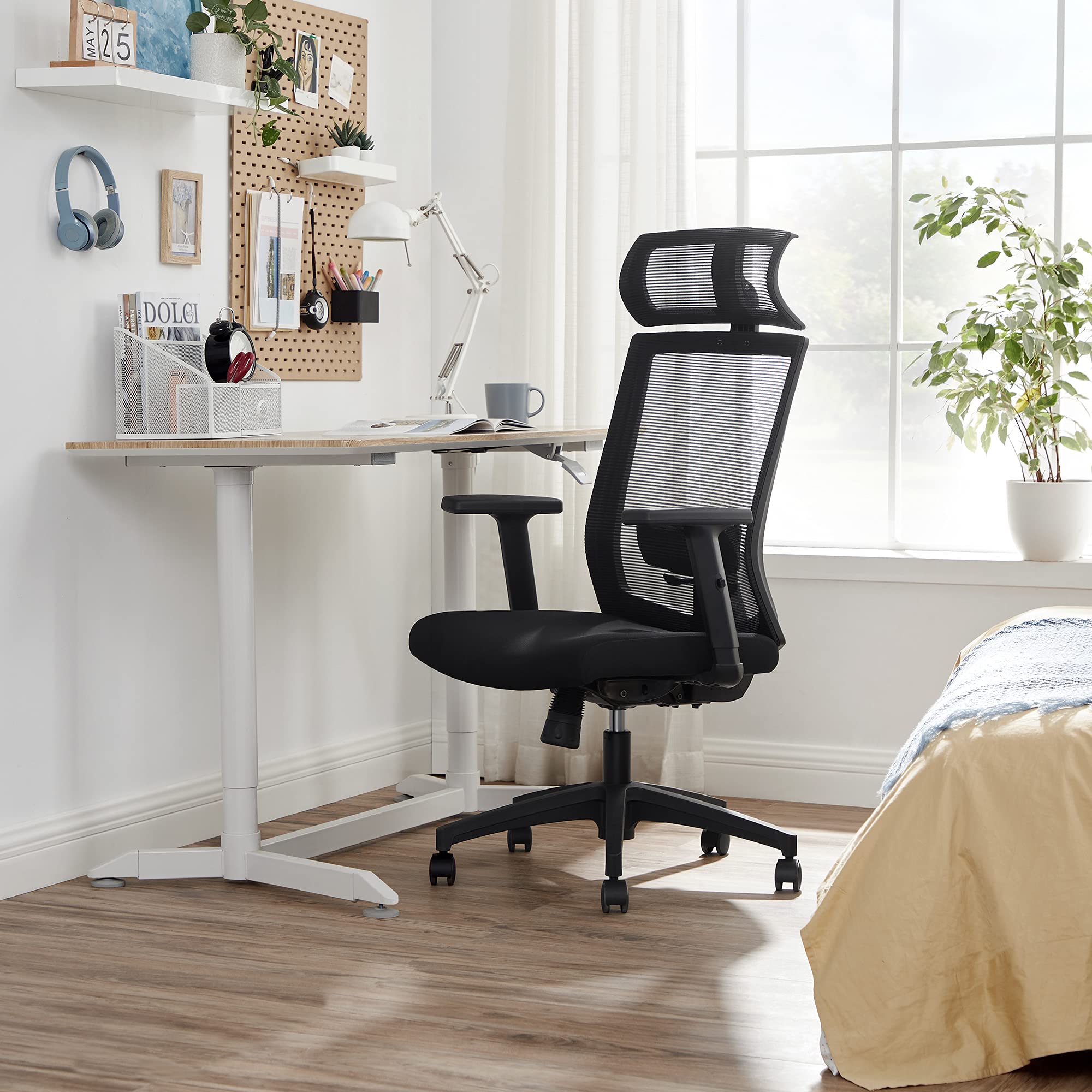 SONGMICS Mesh Office Chair, High-Back Computer Desk Chair, Ergonomic Chair, Lockable Tilt Angle up to 120°, Adjustable Lumbar Support, Black UOBN55BK
