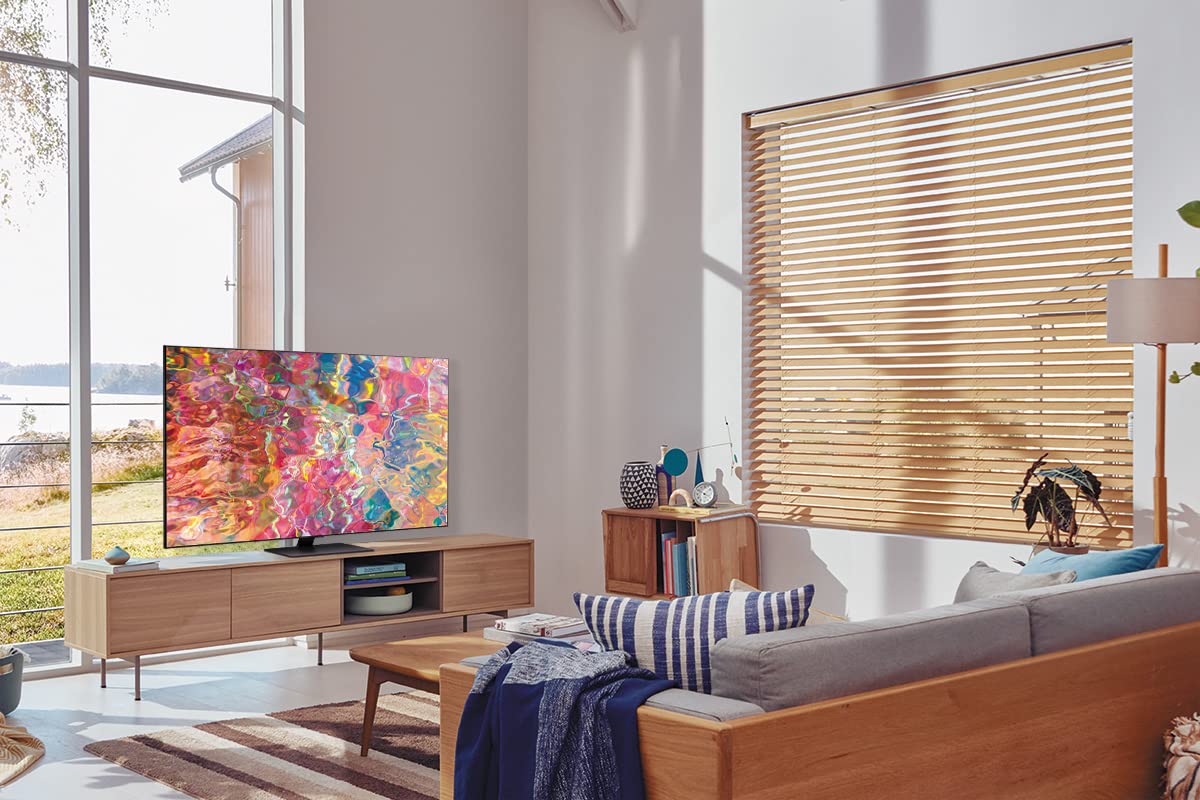 SAMSUNG 50-Inch Class QLED Q80B Series - 4K UHD Direct Full Array Quantum HDR 8X Smart TV with Alexa Built-in (QN50Q80BAFXZA, 2022 Model) (Renewed)