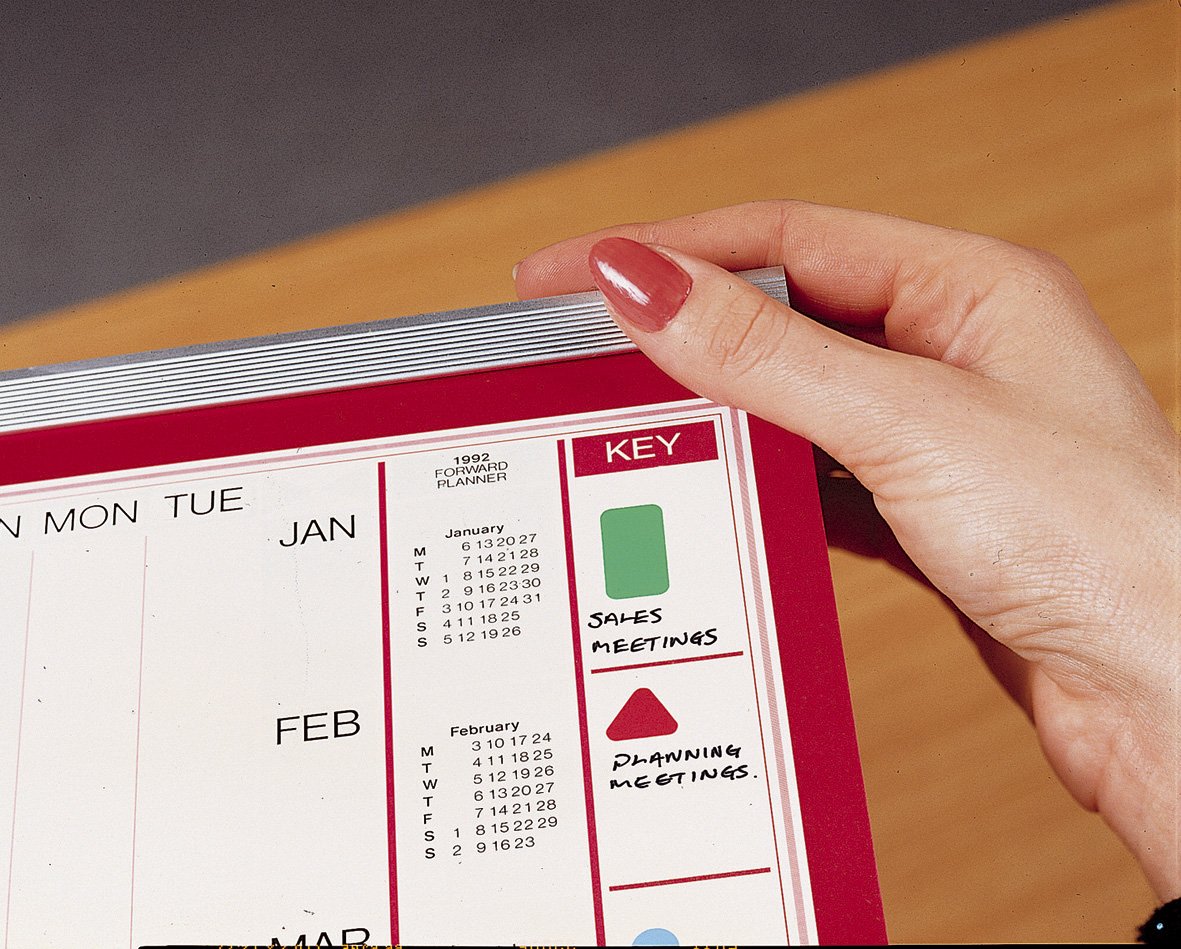 Sasco 12 Month Undated Magnetic A1 Wall Planner Kit with Magnetic Shapes and Date Strips (W855 x H630mm)