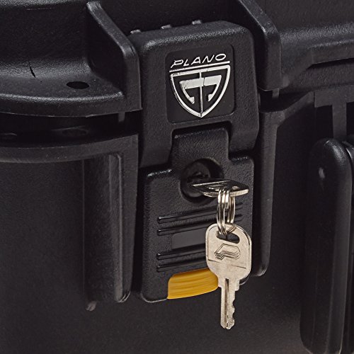 Plano 108021 Gun Guard AW Large Pistol/Accessories Case with Deluxe Latches Black