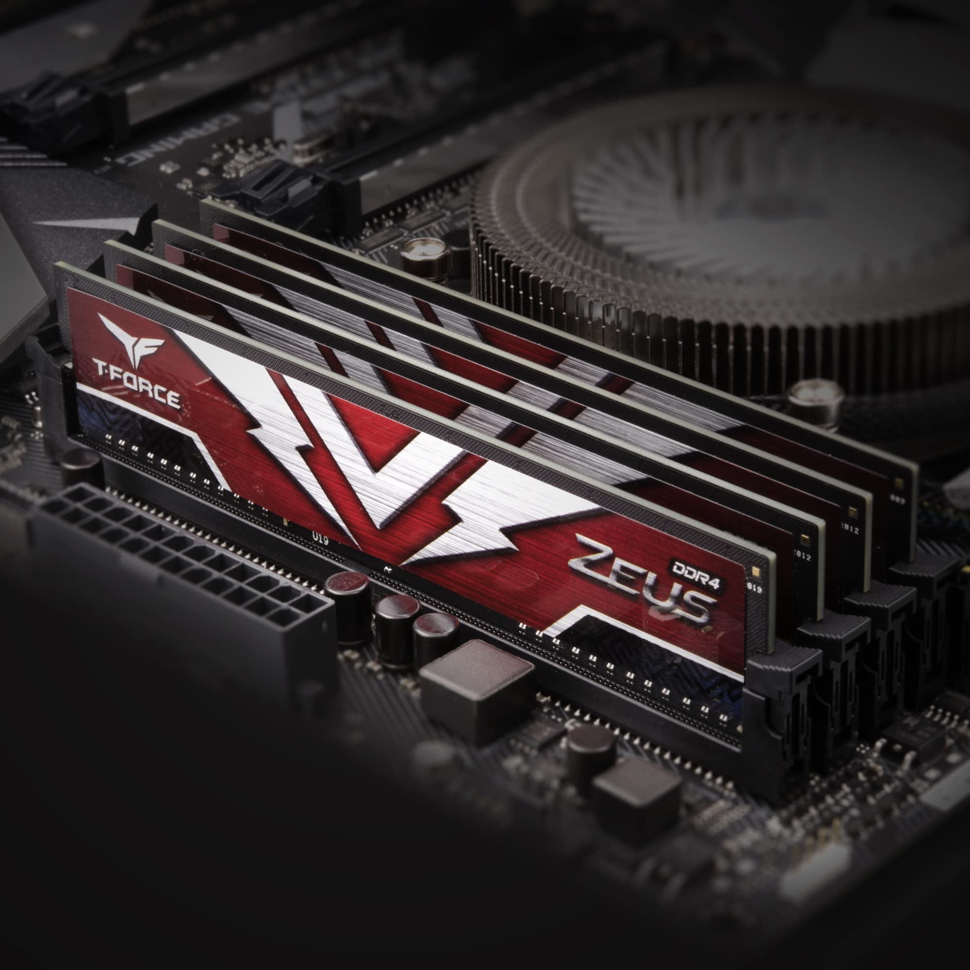 TEAMGROUP T-Force Zeus DDR4 16GB Kit (2 x 8GB) 3200MHz (PC4 25600) CL20 Desktop Gaming Memory Module Ram TTZD416G3200HC20DC01