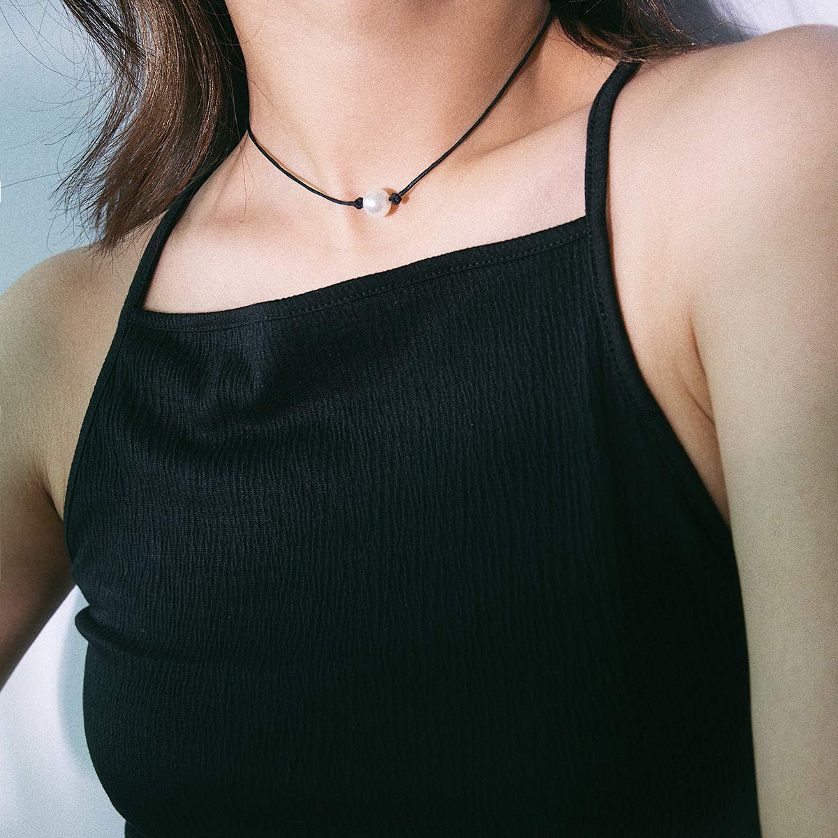 Small Bead Choker Necklace for Women Cute Boho Beaded Necklaces Adjustable Beach Shell Bead Necklace