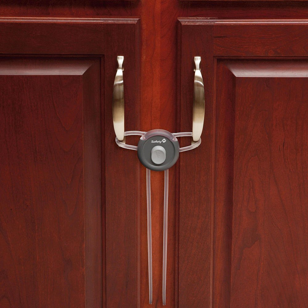 Safety 1st Secure Close Handle Lock Decor