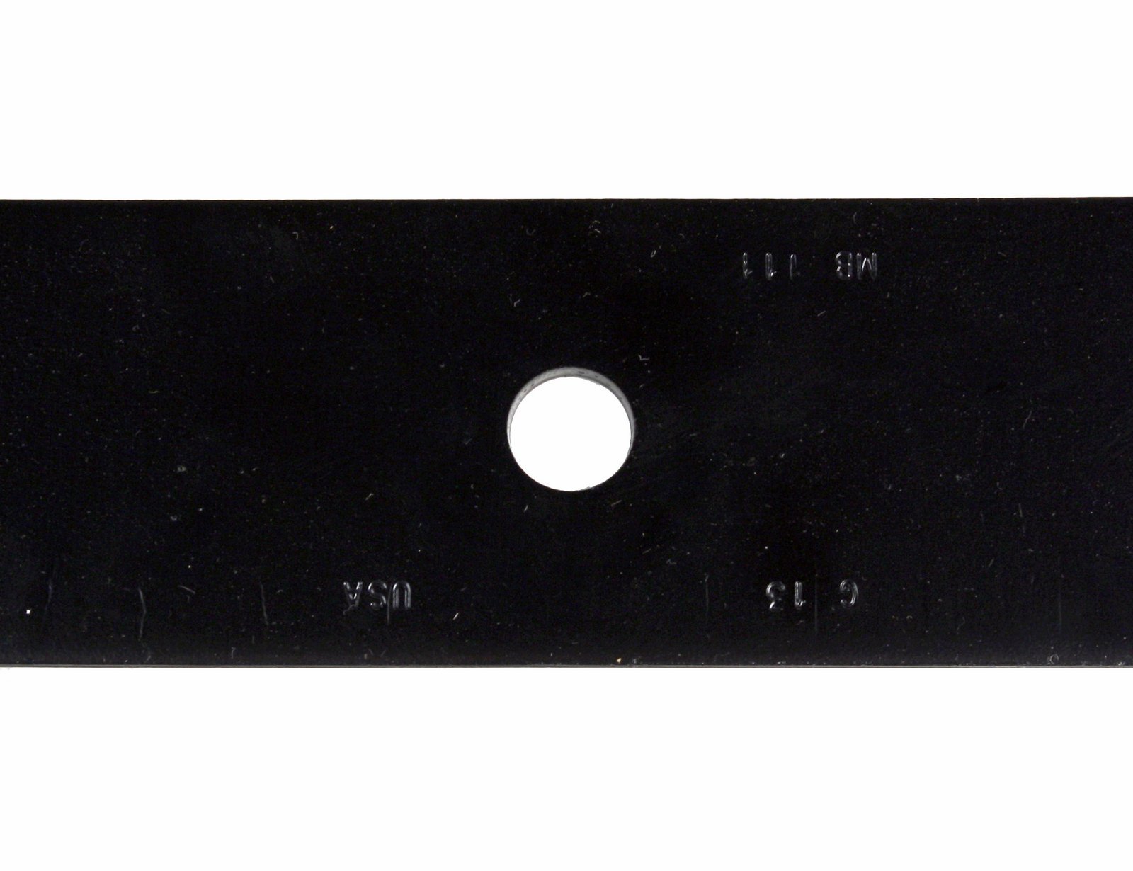 USA Mower Blades (3 MB111BP for Scag A48111, A48304, 481708, 482879 Length 21 in. Width 2-1/2 in. Thickness .204 in. Center Hole 5/8 in. 60" 61" Deck