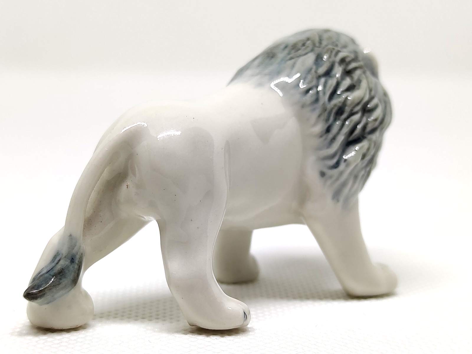 SSJSHOP Lion Dollhouse Miniature Figurines Hand Painted Ceramic Animals Collectible Gift Home Garden Decor, White Stand