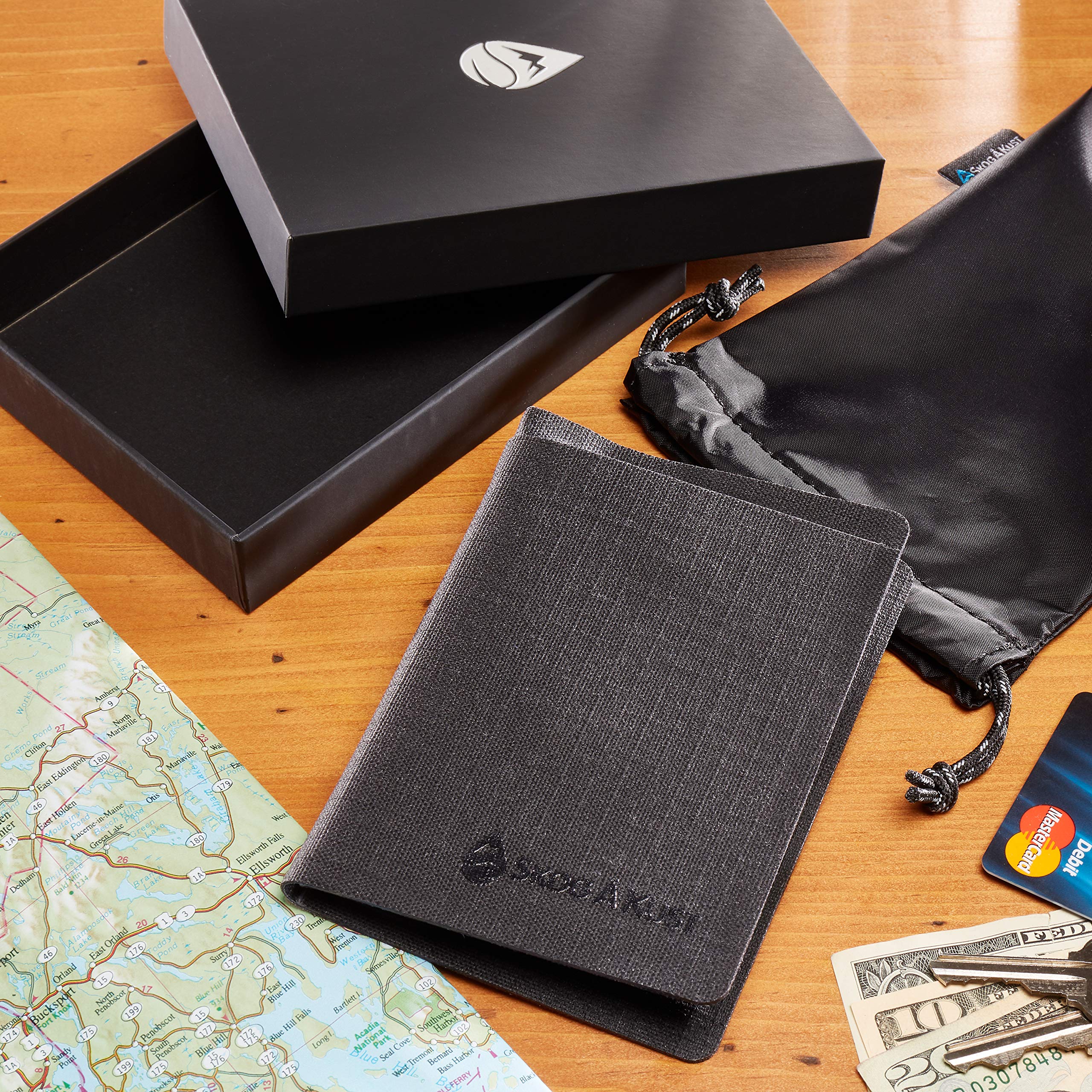 Skog Å Kust Plånbok Floating Waterproof Wallet | Perfect for Boating, Kayaking and Other Outdoor Activities | Bifold Black