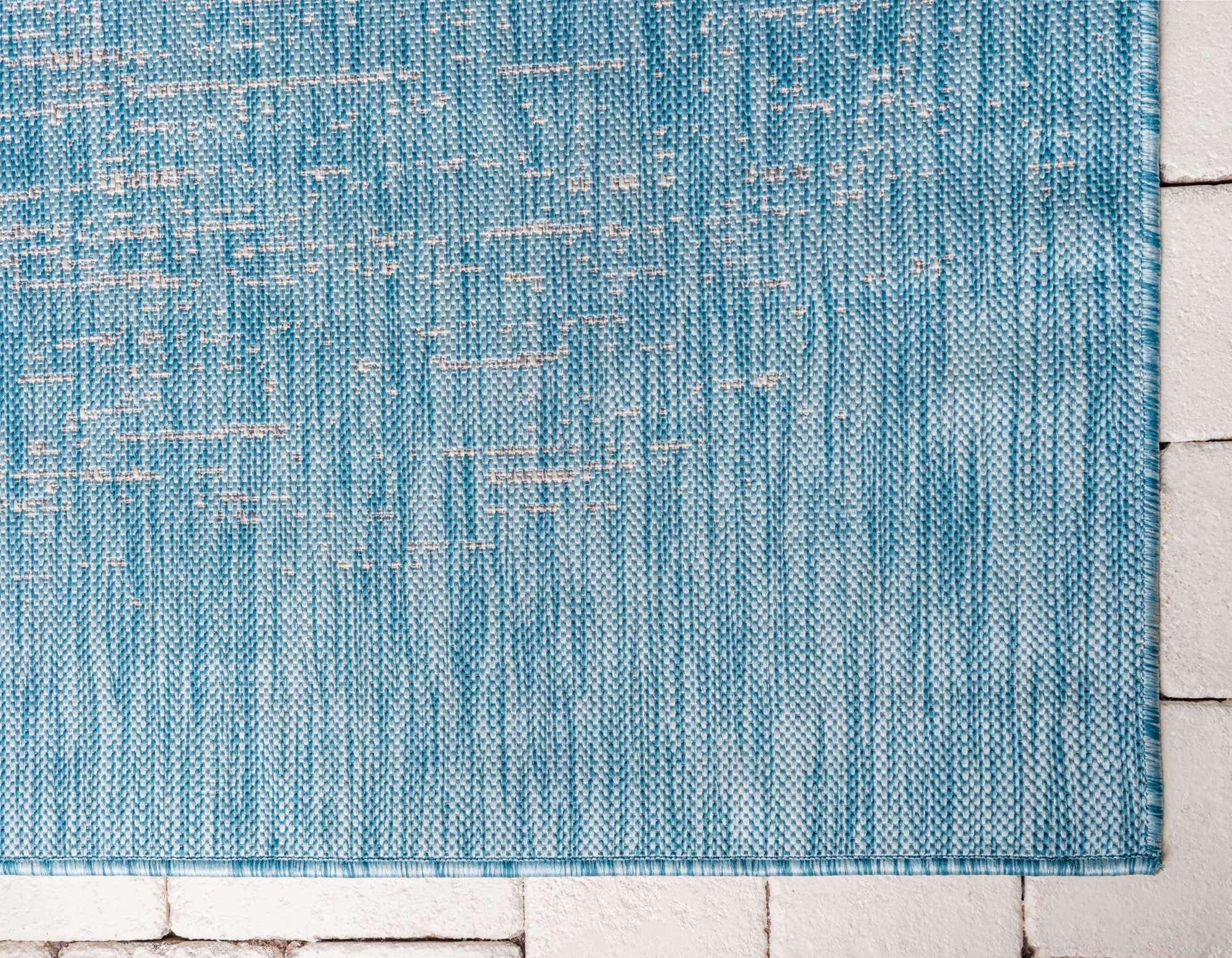 Unique Loom Outdoor Modern Collection Area Rug - Ombre (7' 1" x 10' Rectangle, Aqua/ Ivory)