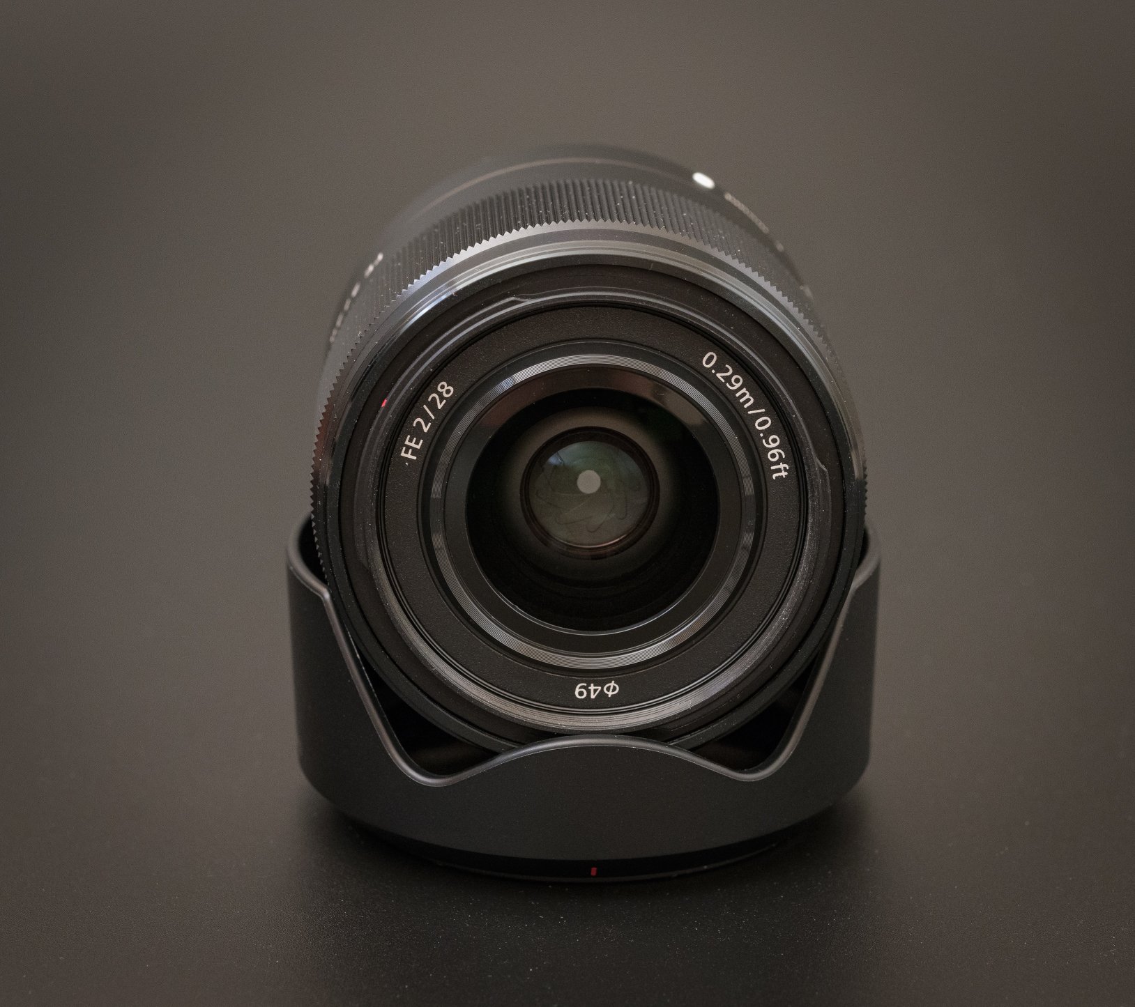Sony FE 28mm f/2 Lens - International Version (No Warranty)