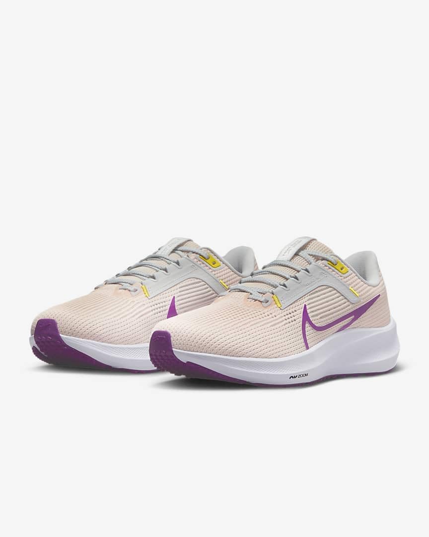 Women's AIR Zoom Pegasus 40 - Size 6.5 Wide US - Guava Ice/Vivid Purple