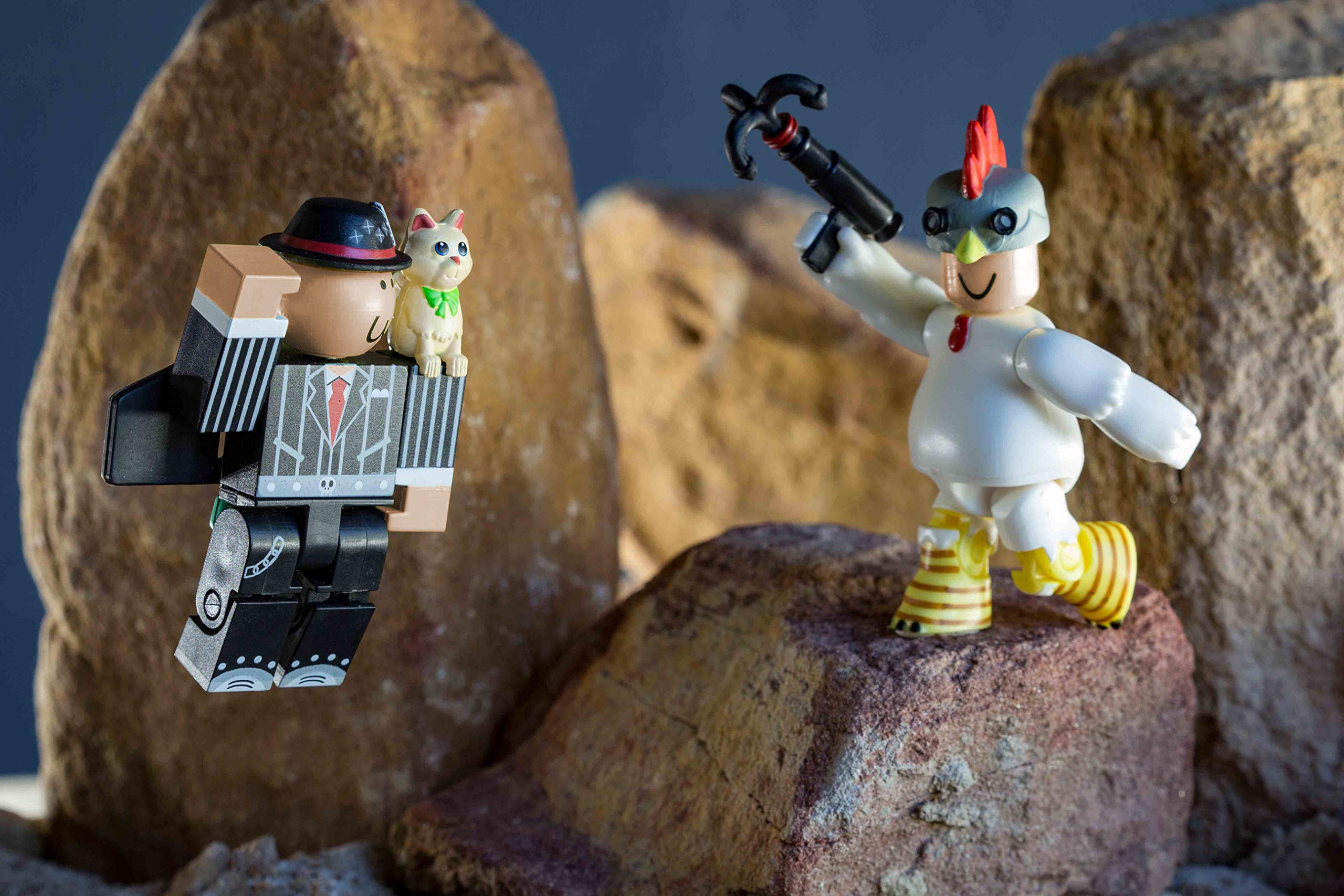 Roblox Action Collection - Masters of Roblox Six Figure Pack [Includes Exclusive Virtual Item]