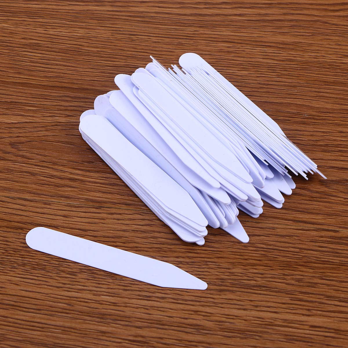 WINOMO 200pcs 3 Sizes Dress Collar Stays Collar Bones Dress Shirt Collar Support Collar Stiffeners Collar Inserts Collar Stay Holder for Shirt Dressing