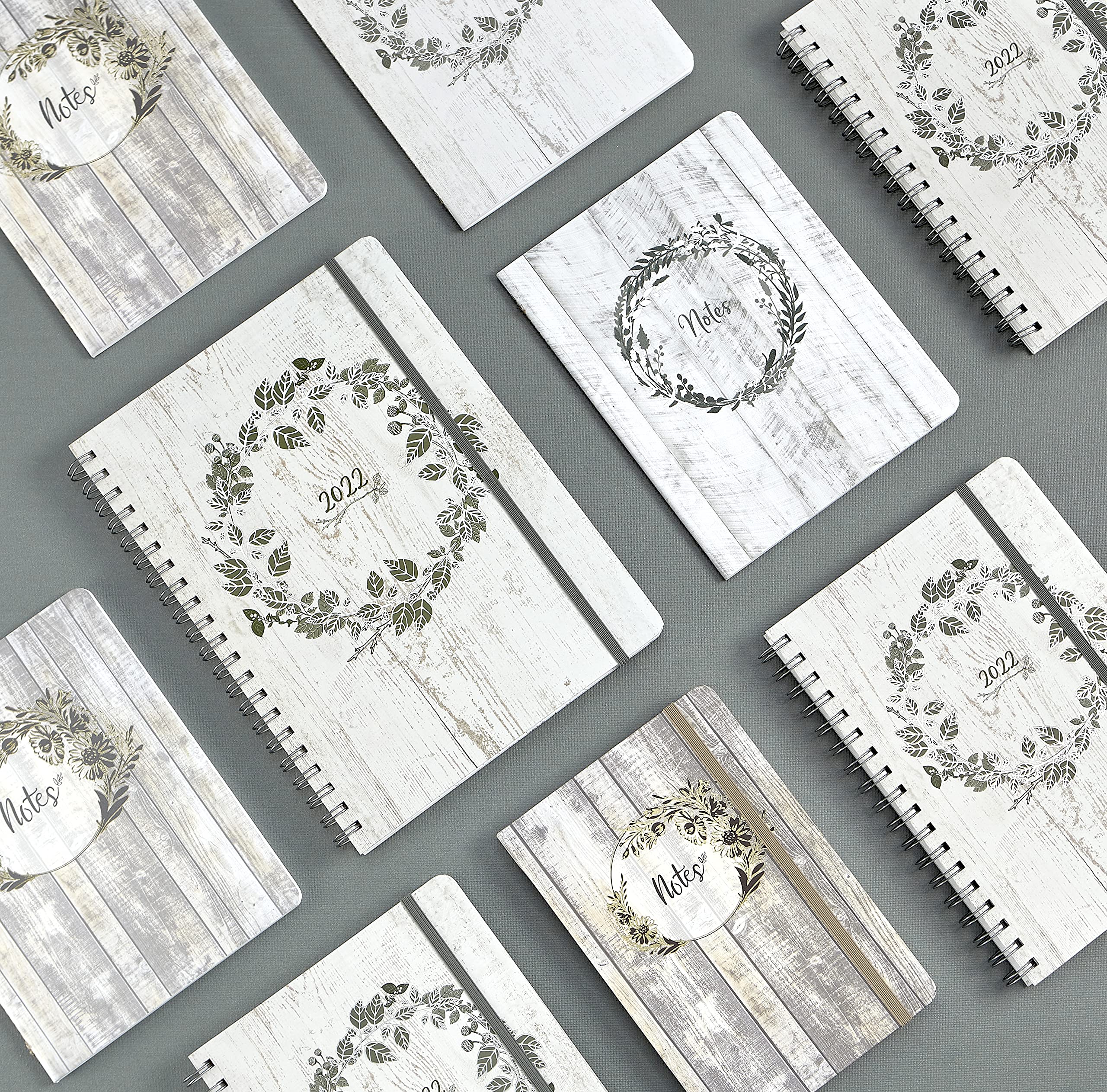 Southworth Medium Case Bound Journal, 5.5" x 8.25", Rustic Bronze Wreath Design, Premium 28 lb/105 gsm Paper, 160 Lined Sheets (91433)
