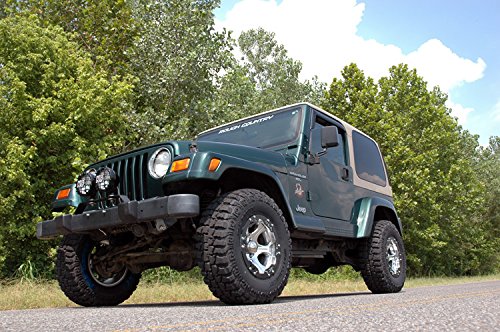 Rough Country 2.5" Lift Kit for 1997-2006 Jeep Wrangler TJ LJ | 6 CYL - 653.20