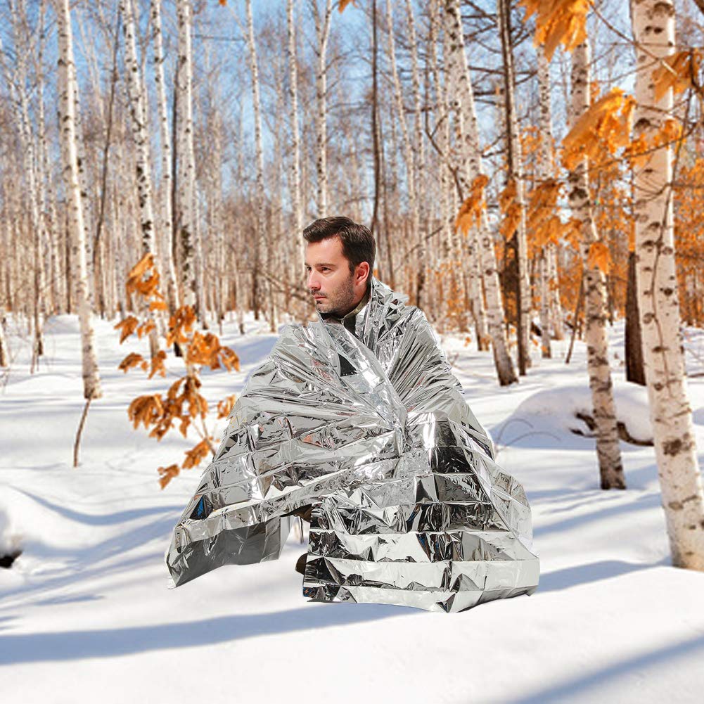 Survival Sleeping Bag,Safe Emergency Mylar Thermal Blankets,After An Accident Use An Emergency Blanket To Cover Your Body To Prevent A Sharp Drop in Body Temperature ,Both sides can be used