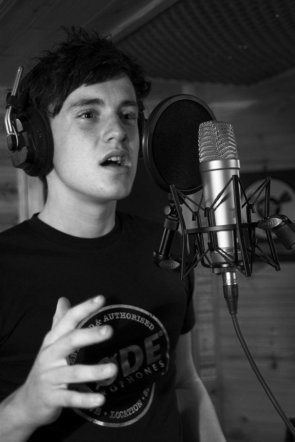 Rode NT1-A Large-Diaphragm Condenser Microphone