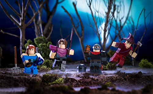 Roblox Celebrity Collection - Vesteria: Dark Forest Four Figure Pack [Includes Exclusive Virtual Item]