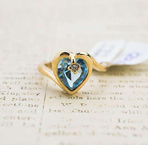 Providence Vintage Jewelry Heart Shape Ring with Aquamarine Austrian Crystal 18k Yellow Gold Plated