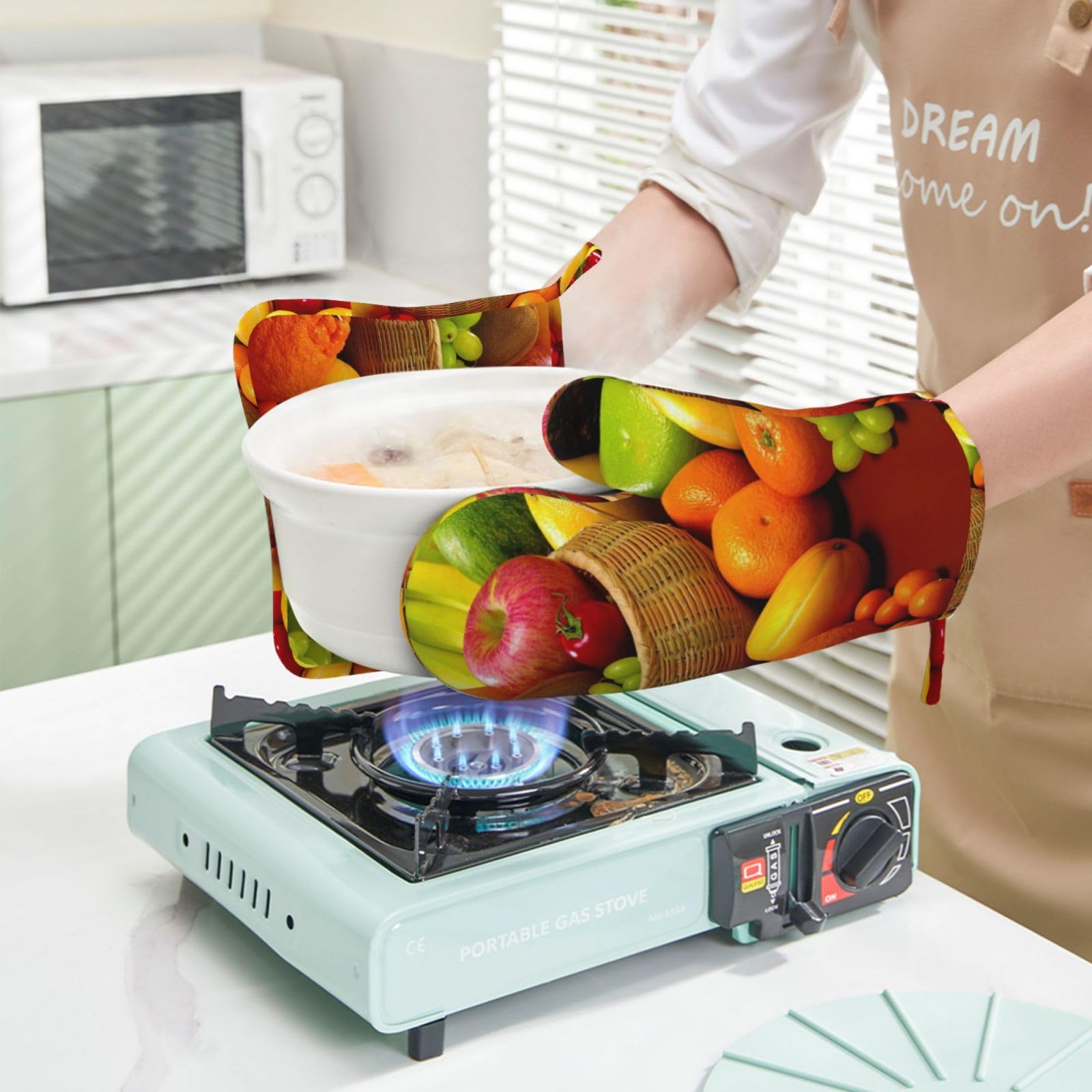 Variety Fresh Vegetables Fruits Silicone Oven Mitts Pot Holder Sets 2pcs Cute Design Washable Non Slip Kitchen Heat Resistant Mat Women's Cooking Gloves for Baking and BBQ Wear