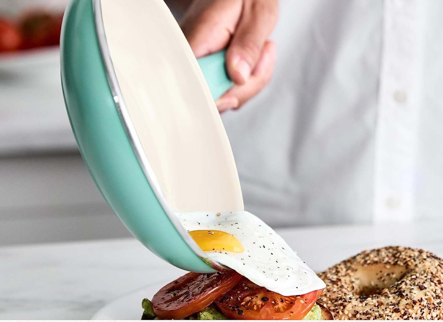 Soft Grip Healthy Ceramic Nonstick Cookware Set: 16-Piece Kitchen Pots and Frying Sauce Pans Set - PFAS-Free, Dishwasher Safe, and Turquoise Elegance!