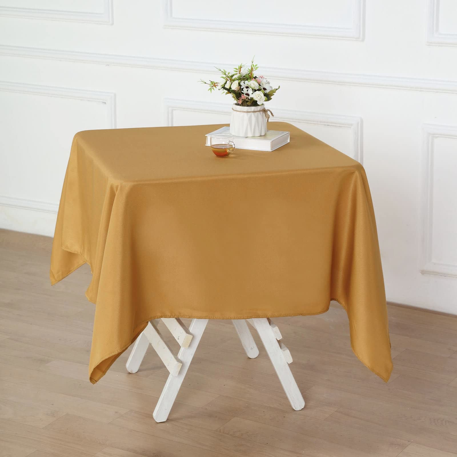 Tableclothsfactory 54x54 Gold Wholesale Linens Seamless Polyester Square Linen Tablecloth for Wedding Banquet Party Restaurant