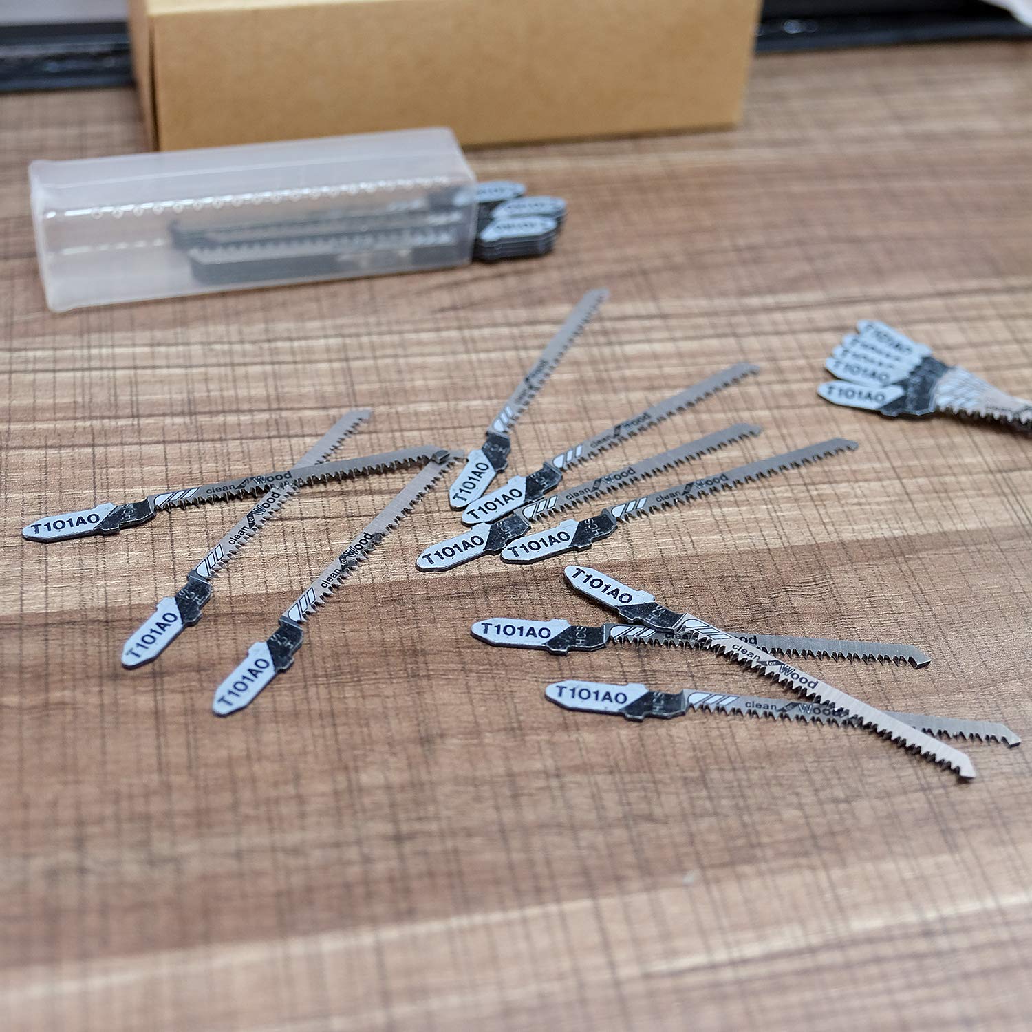 TAROSE 30-Piece T101AO 3-1/4 Inch 20 TPI Assorted T-Shank Scrolling Jig Saw Blades Set for Clean Cutting Wood