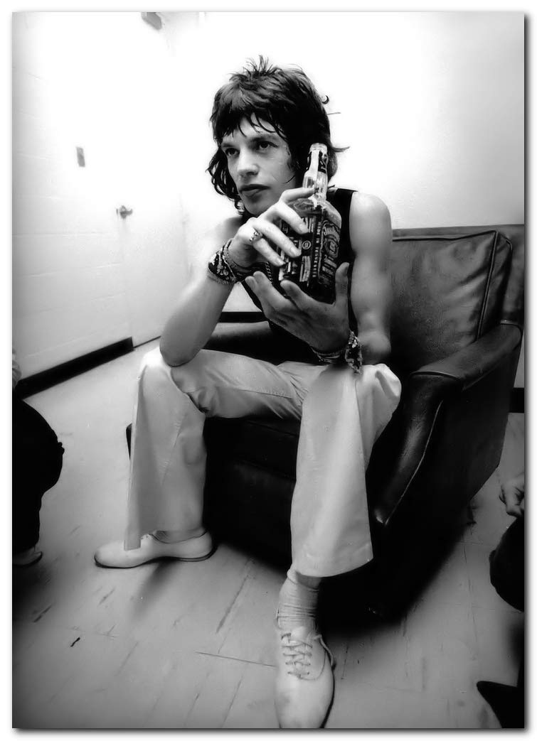 Wall Decor Mick Jagger Poster (13 x 19 Inches) | Ready To Frame For Office, Living Room, Dorm, Kids Room, Bedroom, Studio