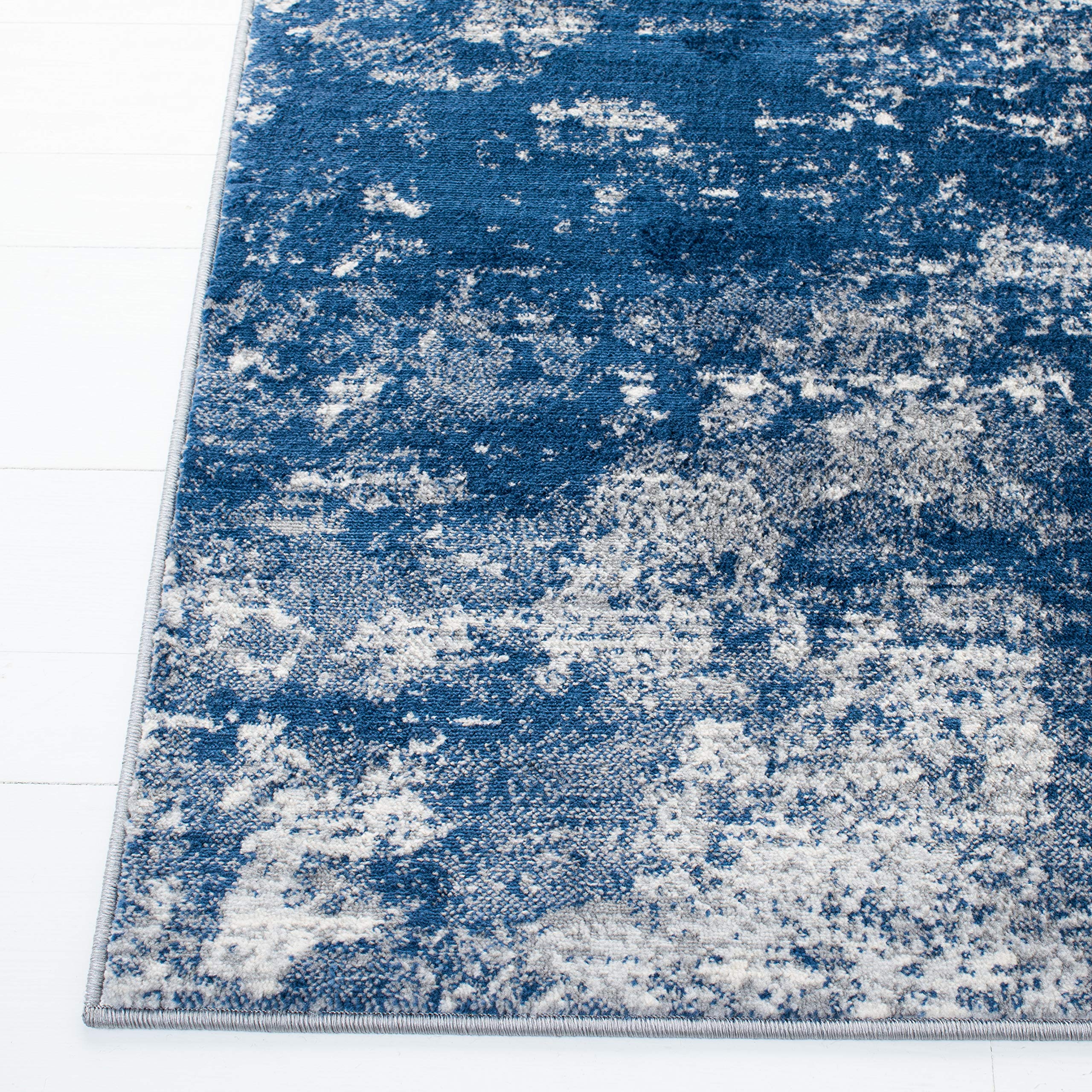 SAFAVIEH Brentwood Collection 5'3" x 7'6" Grey / Navy BNT822G Modern Abstract Non-Shedding Living Room Bedroom Dining Home Office Area Rug