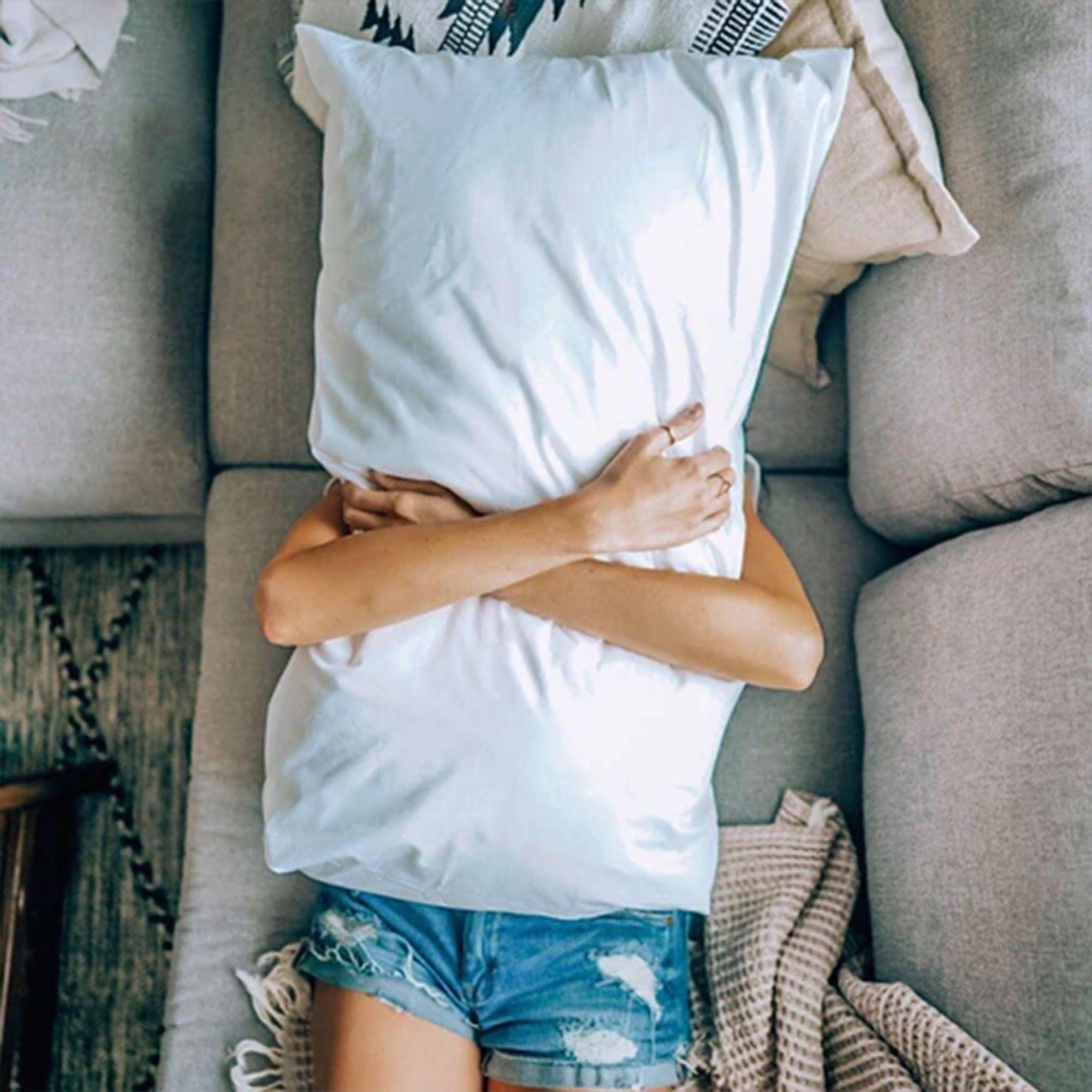 Sleepgram Bed Support Adjustable Hypoallergenic Cool Sleeping Loft Soft Pillow with Removeable Microfiber Cover, Queen Size, White