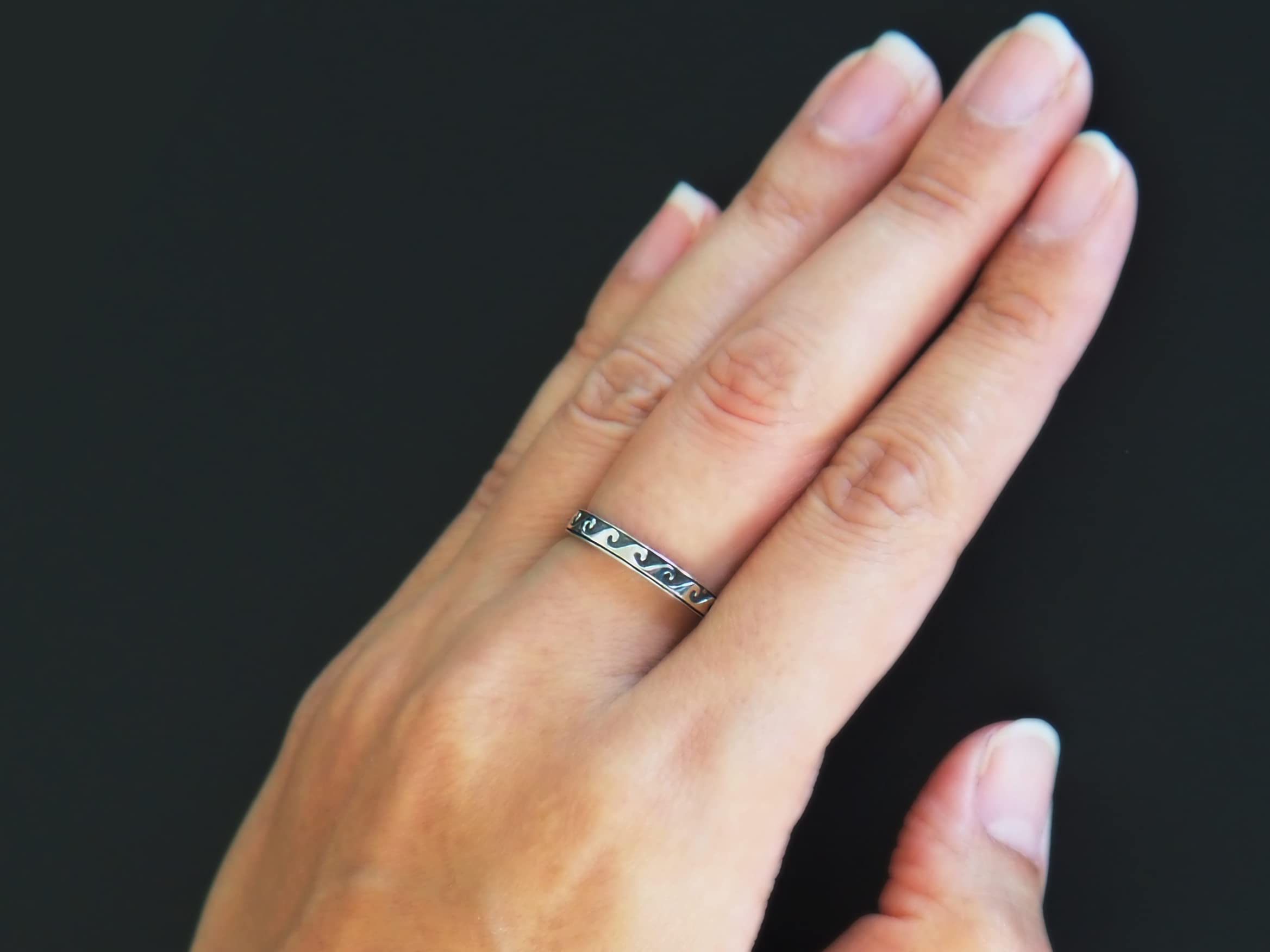 Sterling Silver Skinny Wave Ring Size 6