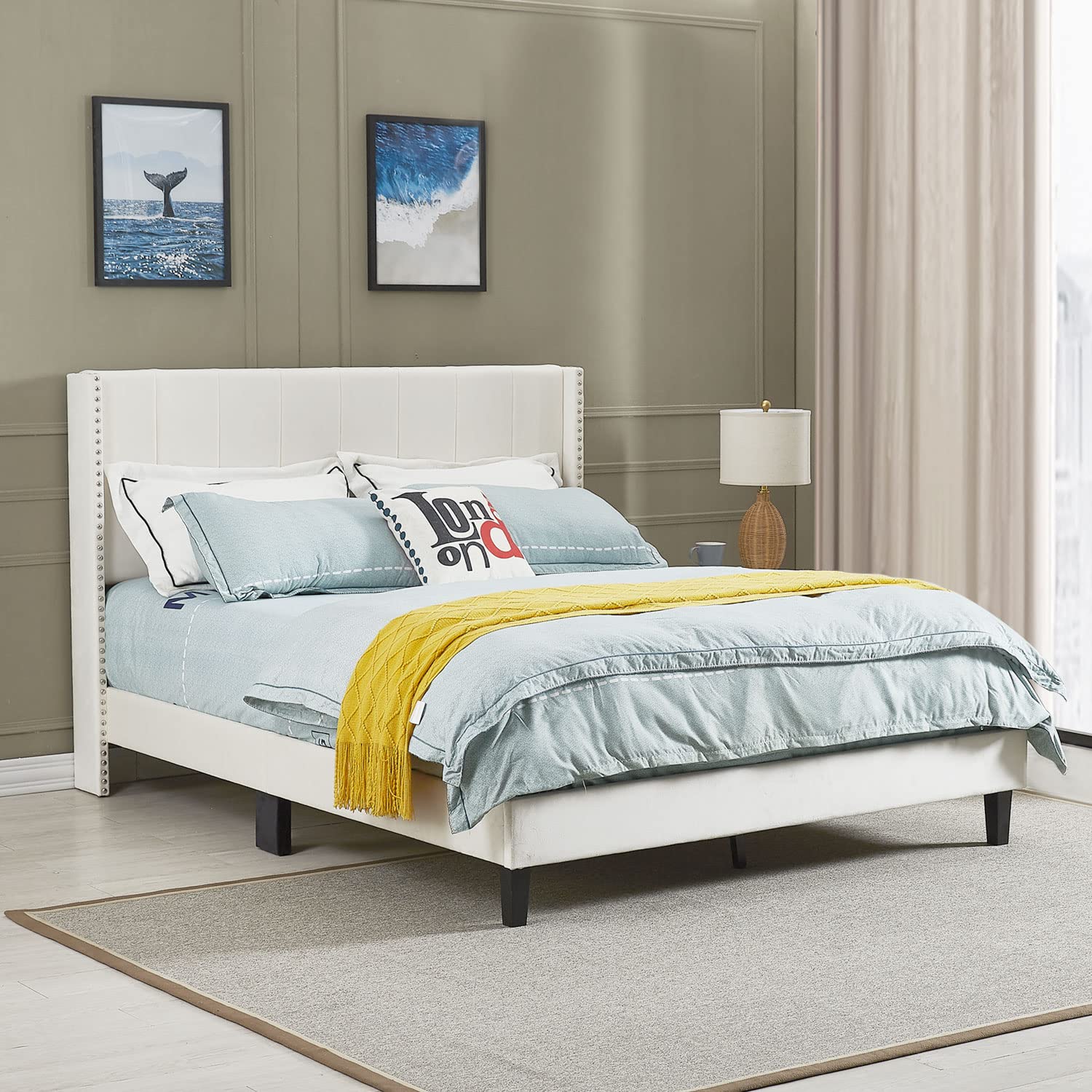 Royard Oaktree Queen Size Tufted Upholstered Bed Frame Low Profile Velvet Bed Frame Platform with Raised Wingback Headboard/No Box Spring Required/Wood Slat Support/Black
