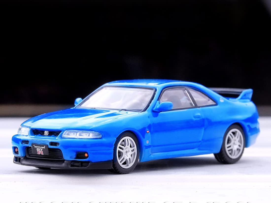 Skyline GT-R (R33) RHD (Right Hand Drive) Bayside Blue Metallic 1/64 Diecast Model Car by Inno Models IN64-R33-CBL