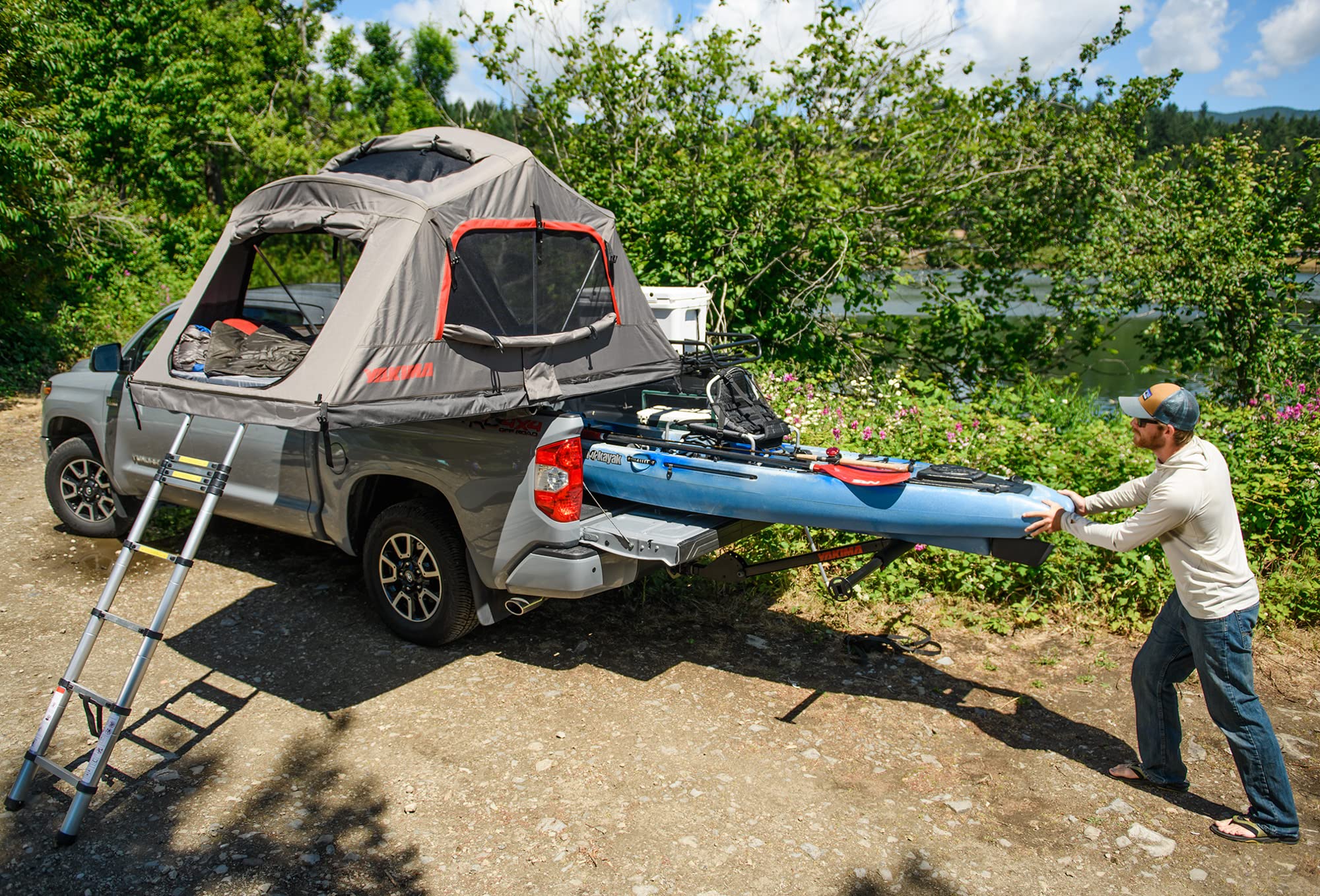 YAKIMA, SkyRise HD, Rooftop Tent, Small, Tan/Red