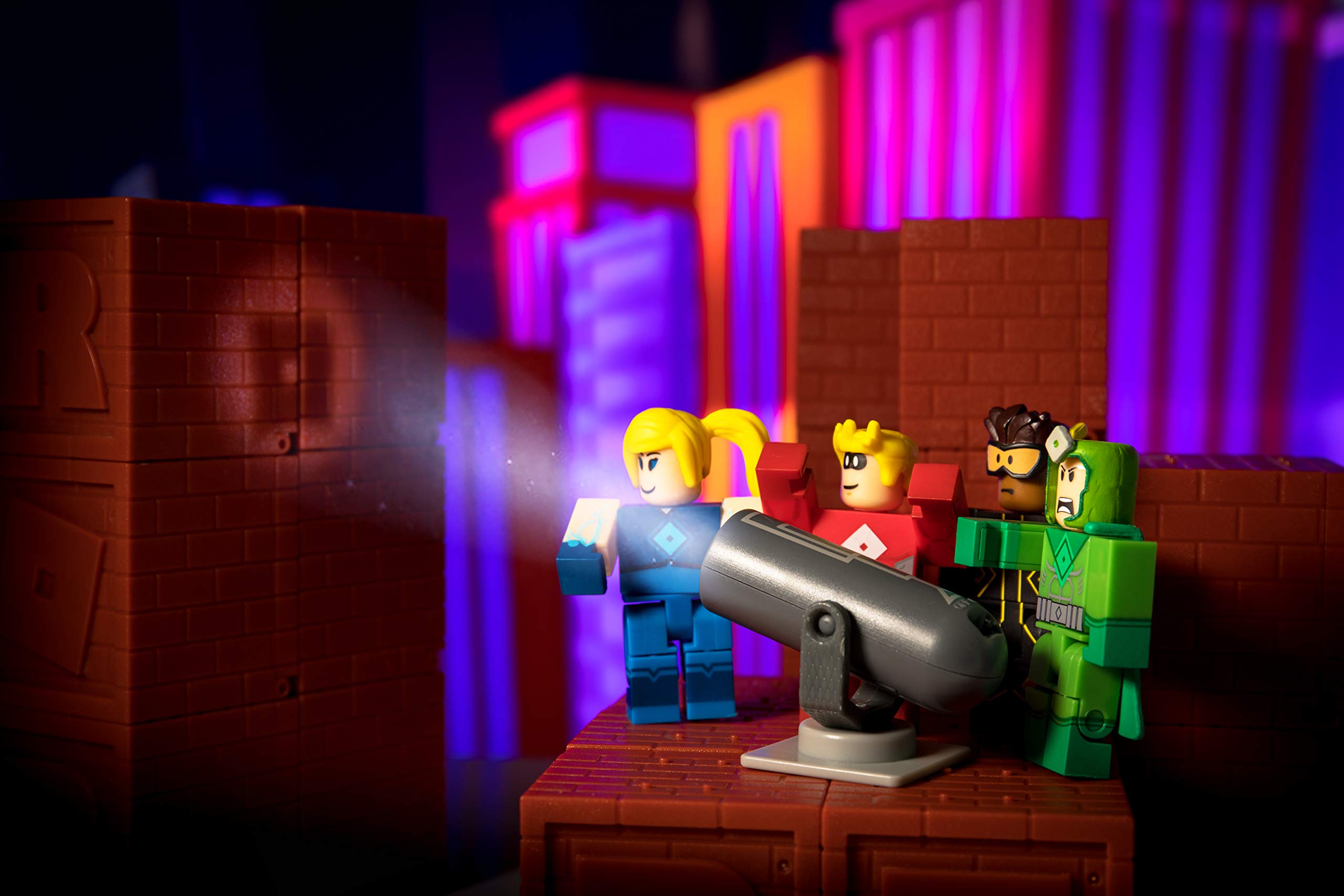 Roblox Action Collection - Heroes of Robloxia Playset [Includes Exclusive Virtual Item]