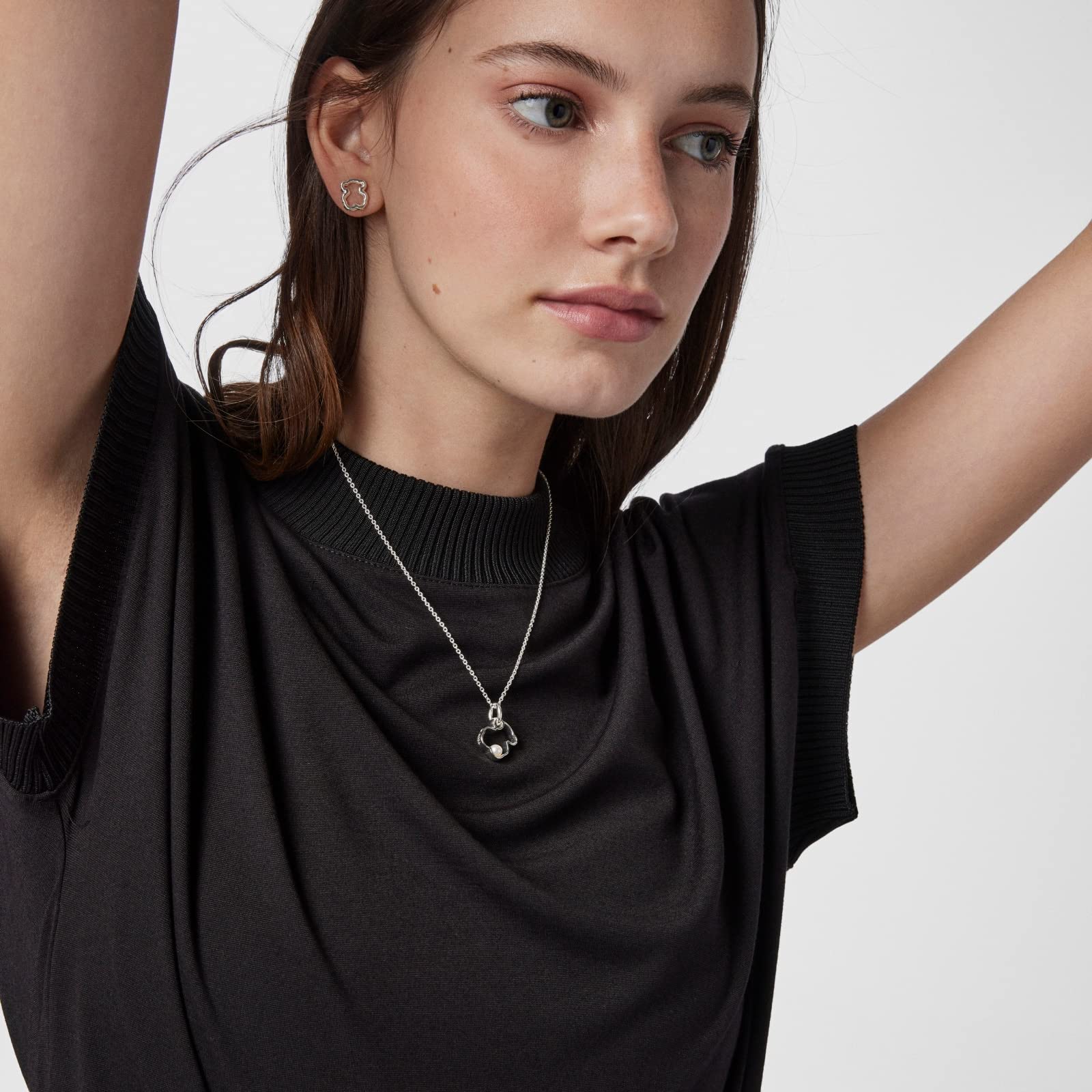 TOUS Silver Silueta Necklace with Pearl