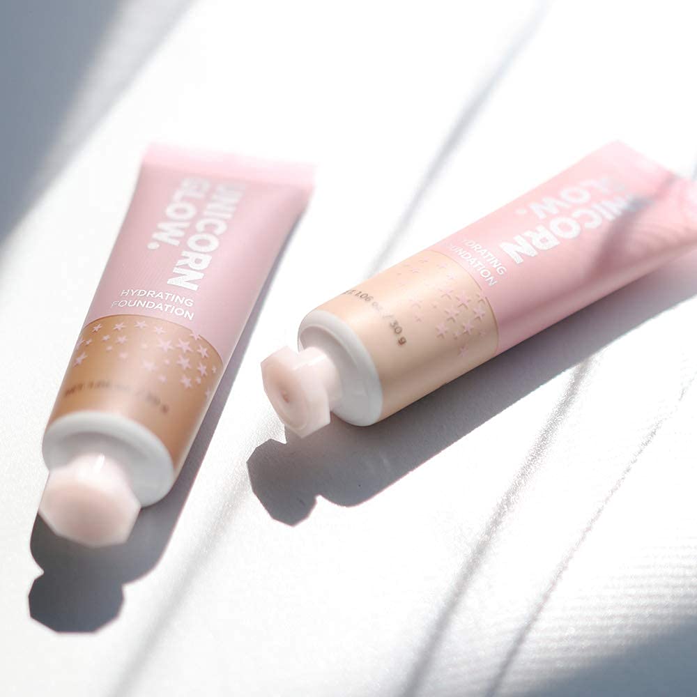 UNICORN GLOW HYDRATING FOUNDATION #2 LIGHT VANILLA Collagen Serum + Hyaluronic Acid + Ceramide Anti-Aging