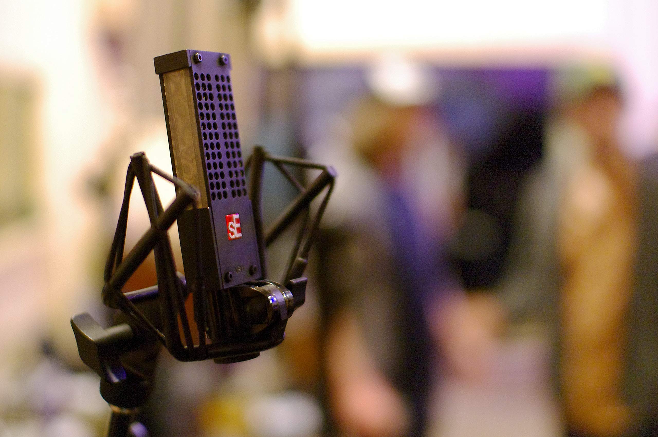 SE ELECTRONICS Voodoo VR1 Ribbon Microphone