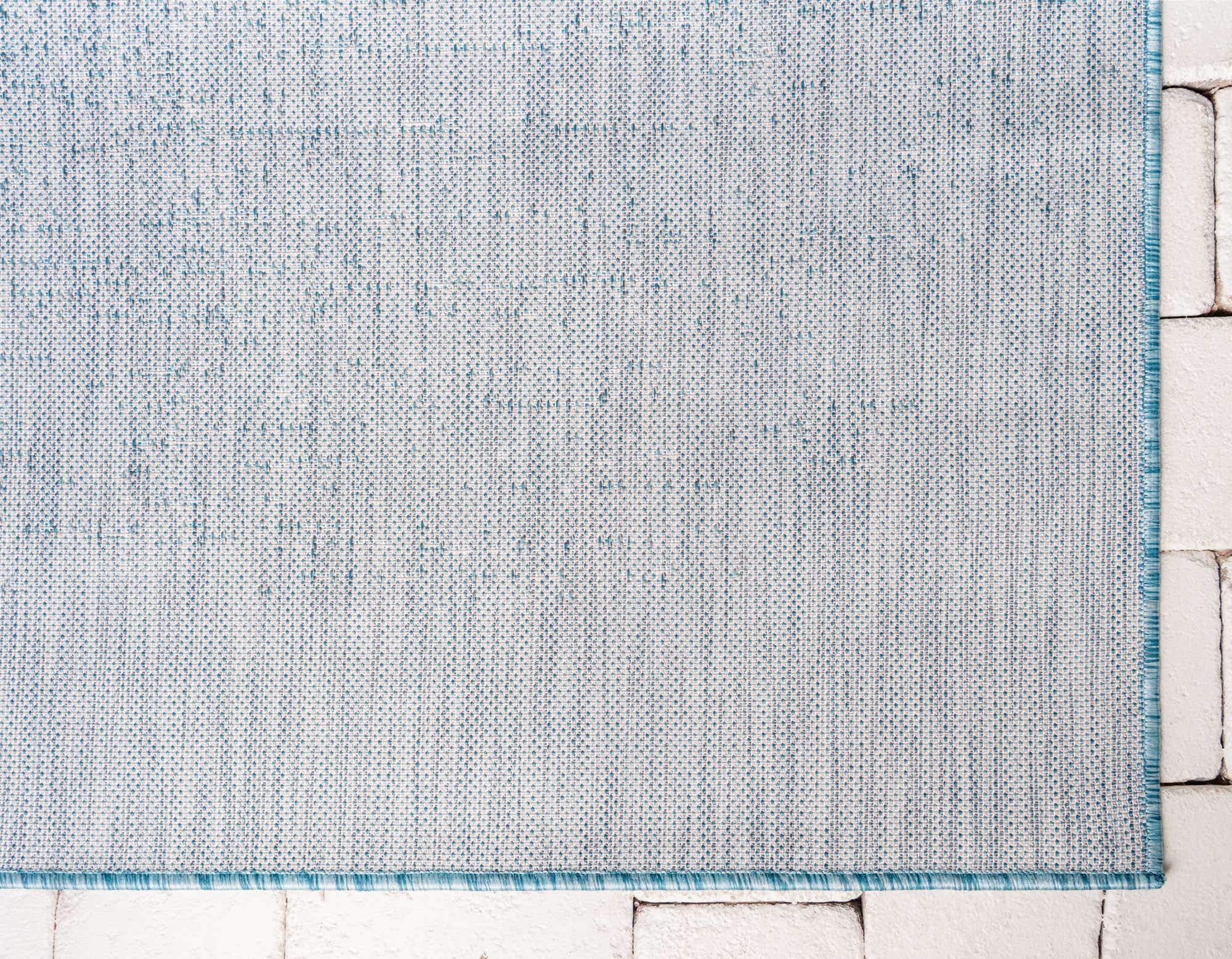 Unique Loom Outdoor Modern Collection Area Rug - Ombre (5' 3" x 8' Rectangle, Aqua/ Ivory)
