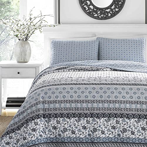 Stone Cottage - King Quilt Set, Reversible Cotton Bedding with Matching Shams, Block Print Home Decor (Bexley Light Blue, King)