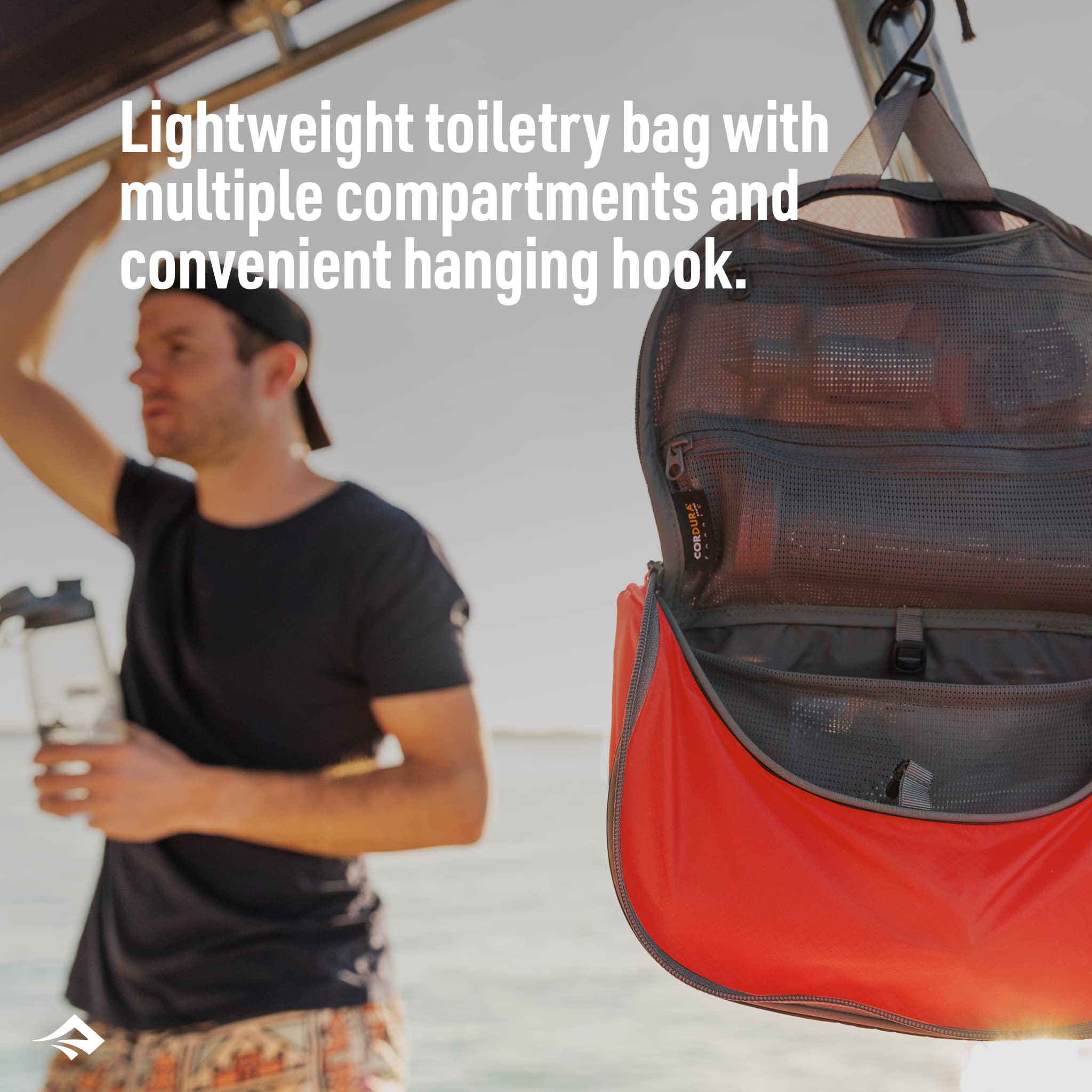 Sea to Summit TravellingLight Hanging Toiletry Bag, Travel Organizer for Men and Women, Small, Black