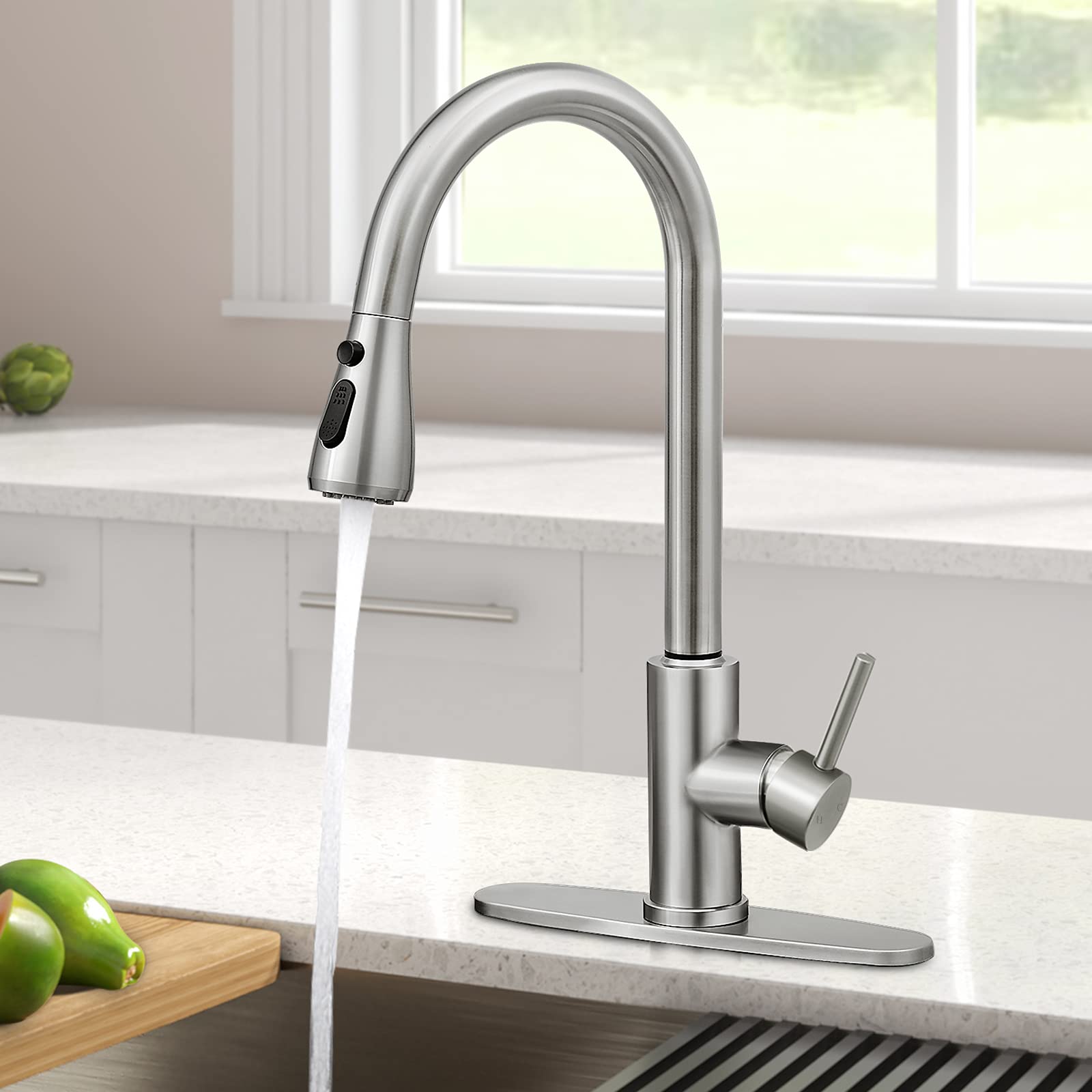 Qomolangma Matte Black Kitchen Faucet with Pull Down Sprayer, Single Handle Kitchen Sink Faucets with Pull Out Sprayer, Stainless Steel