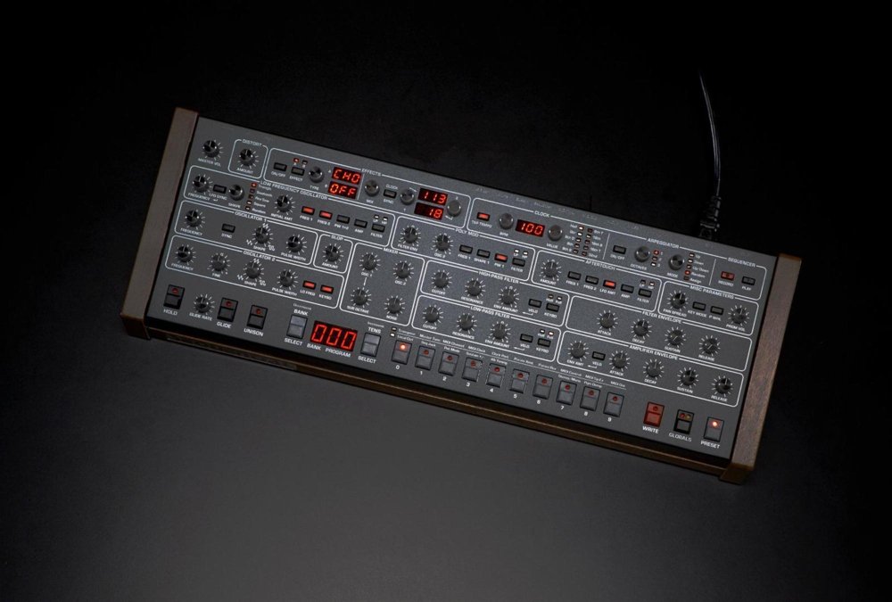 Sequential Prophet-6 Desktop Analog Synth Module