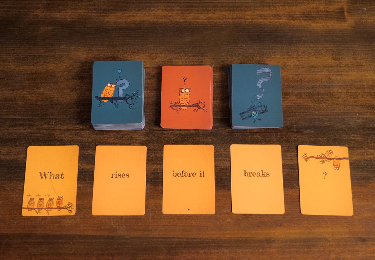 Smug Owls Card Game - A Hilarious & Creative Riddle-Solving Party Game for Kids and Adults | Fun for The Whole Family | 8+ | 15-20 min | 3-15 players