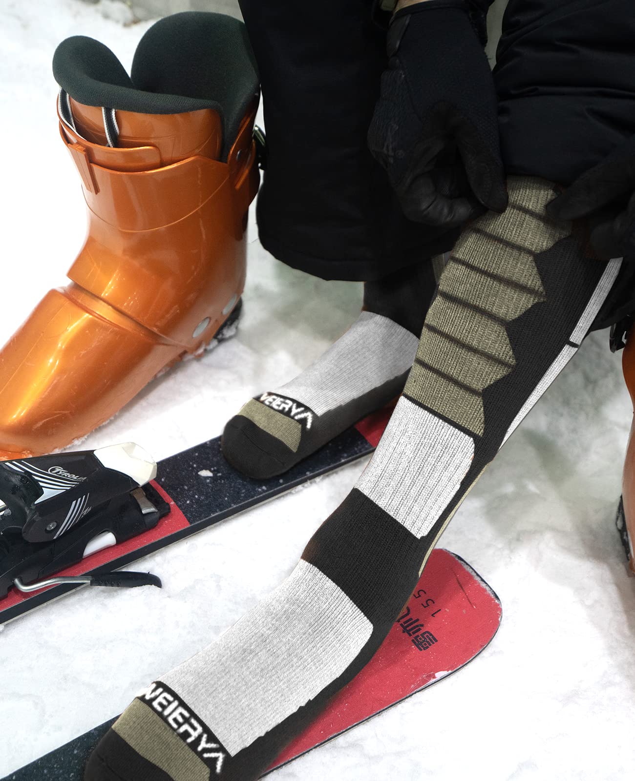 WEIERYA Ski Socks 2-Pack Merino Wool, Anti-Pilling Wool Skiing Socks, Suitable For Men & Women Darkred M