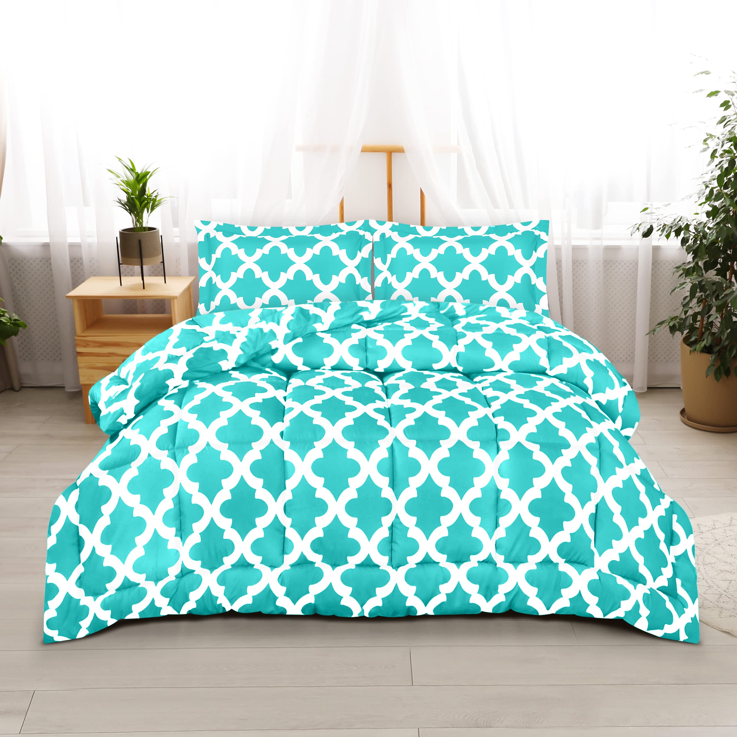 Utopia Bedding - Comforter Bedding Set with 2 Pillow Shams - 3 Pieces Bedding Comforter Sets - Down Alternative Comforter - Soft and Comfortable - Machine Washable, Quatrefoil Navy, Queen