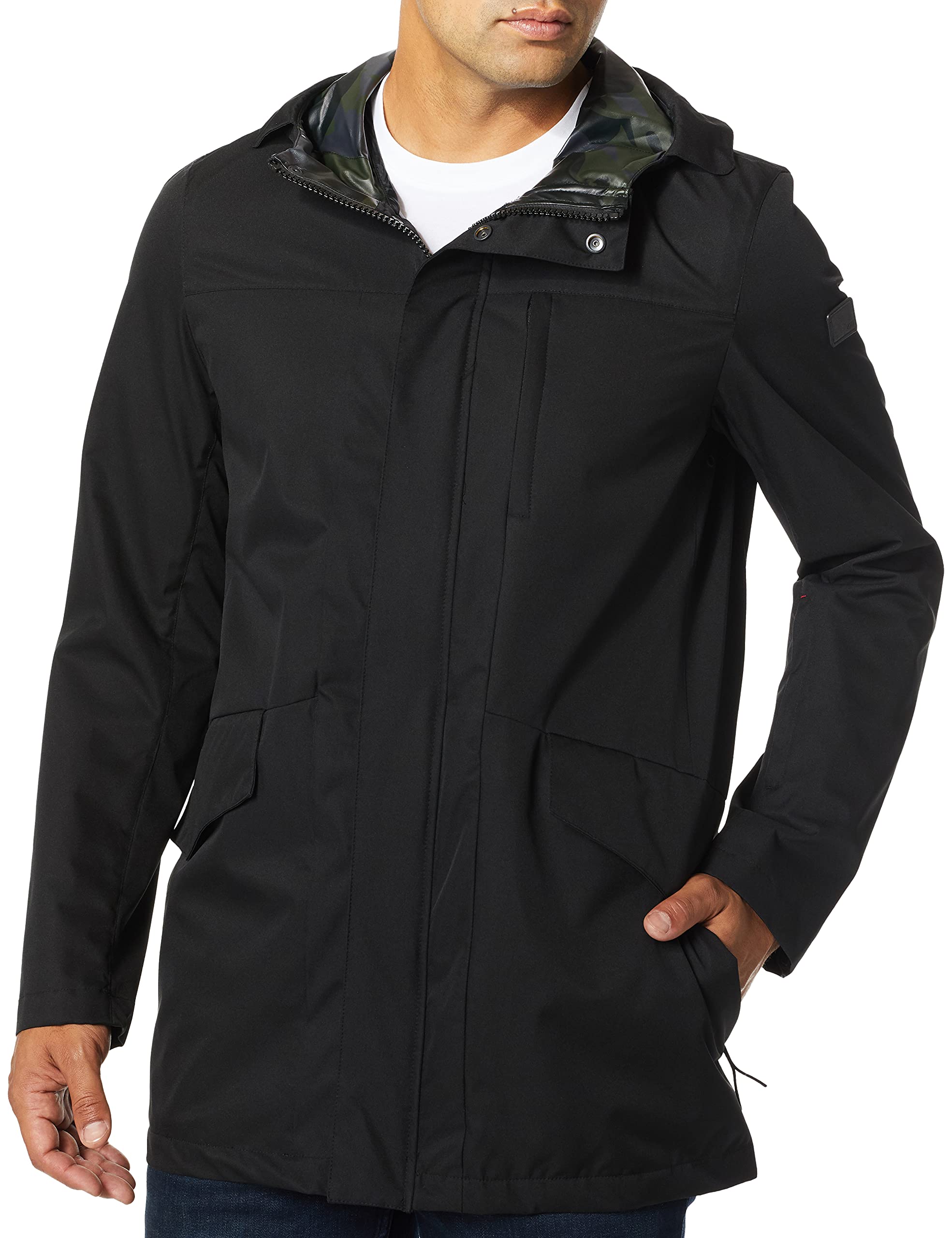Tumi Men's Stow Away Commuter Raincoat, Black/camo, x Large