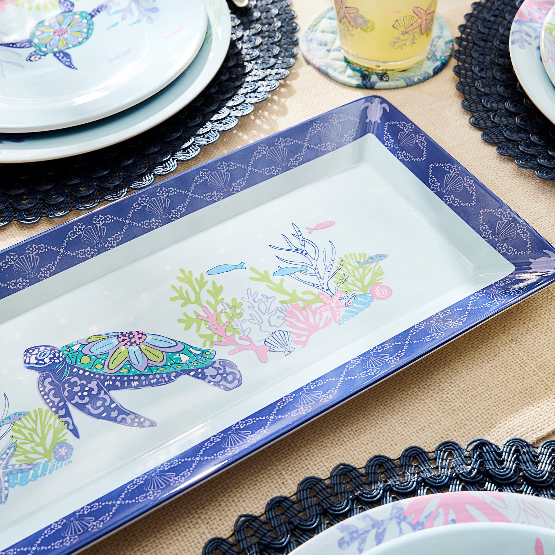 Vera Bradley Women's Indoor/Outdoor Melamine Serving Tray Plate, Turtle Dream, One Size